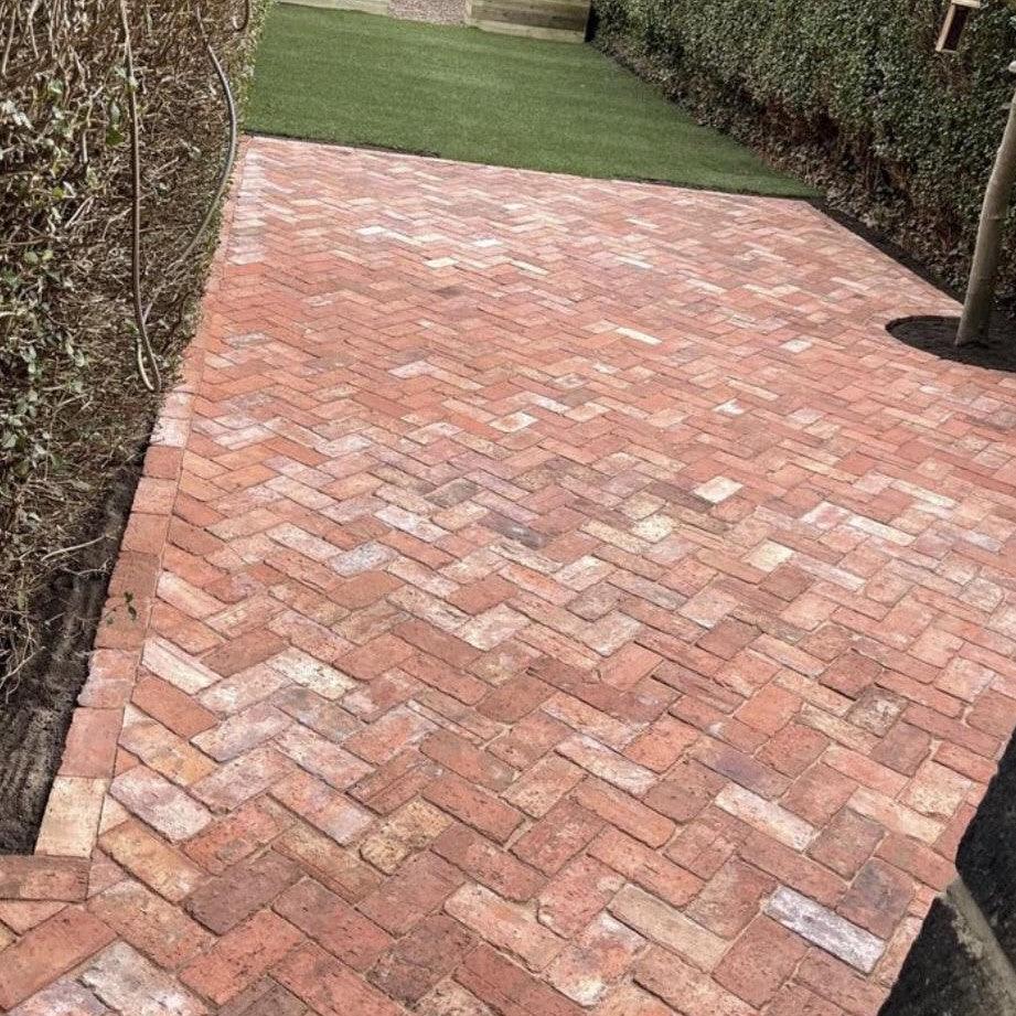 Reclaimed Red Brick Patios How To Make A Patio With Reclaimed Bricks