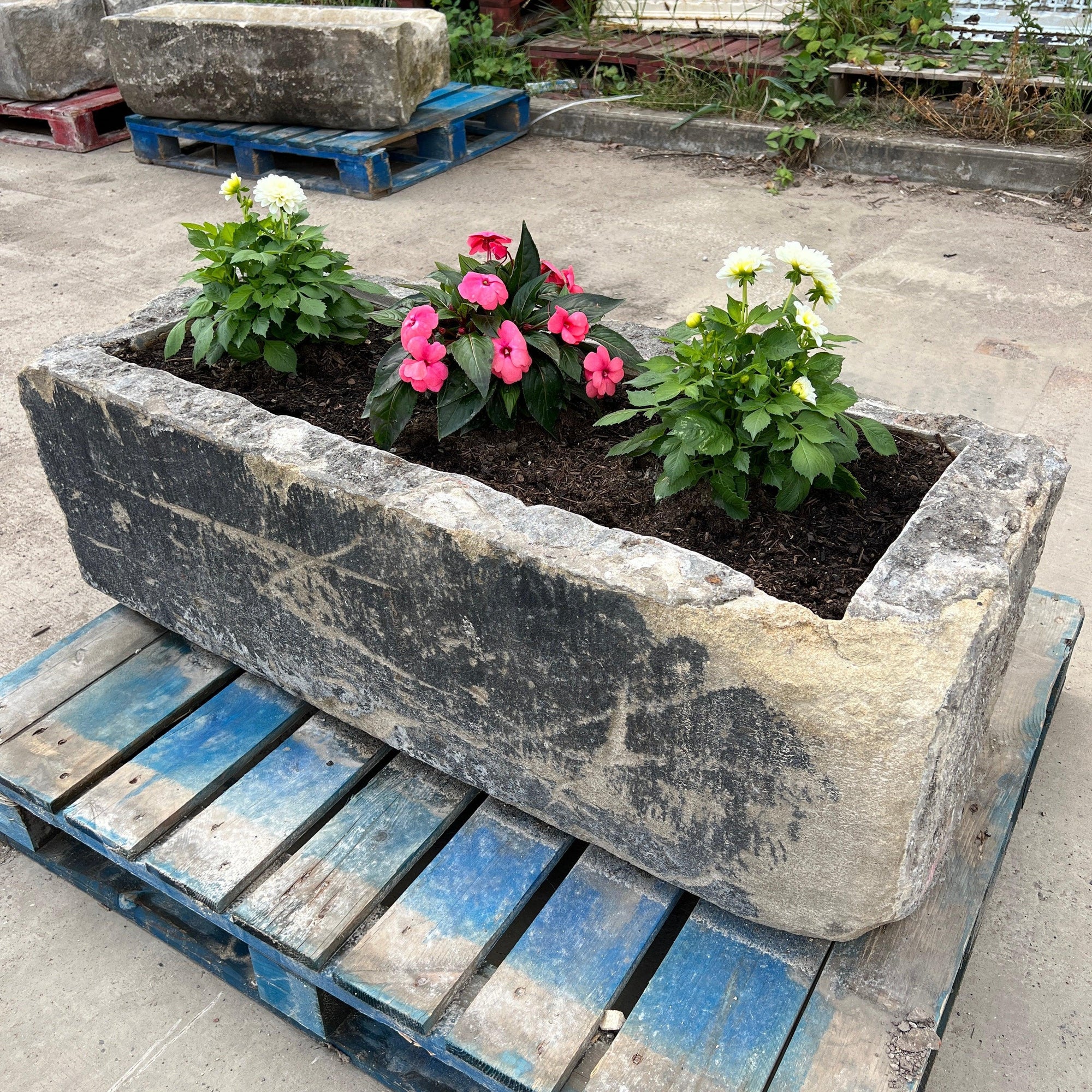 Decorating with Reclaimed Materials from a Reclamation Yard – Reclaimed ...