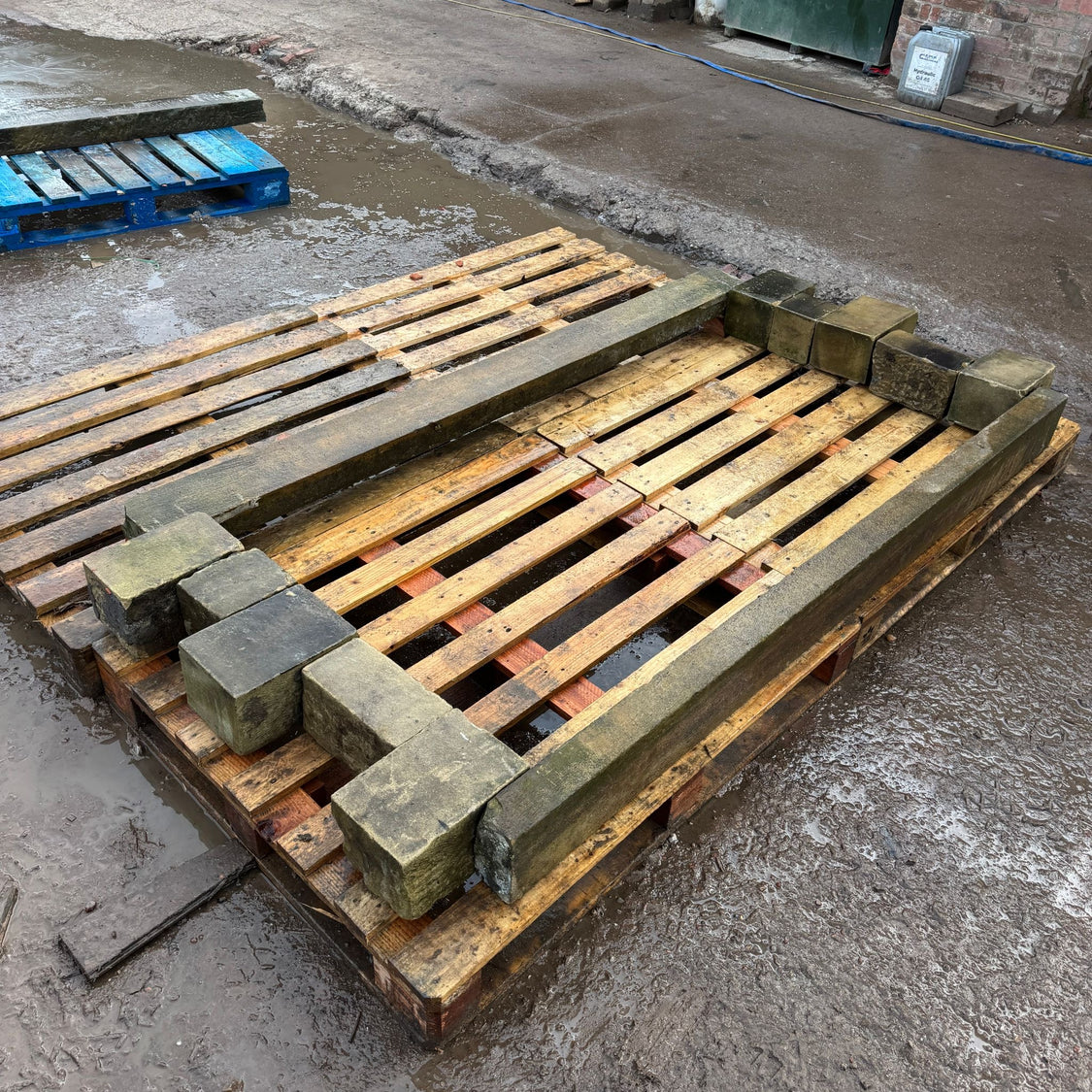 Reclaimed Stone Lintels, Sills & Mullions - Stone Reclamation ...