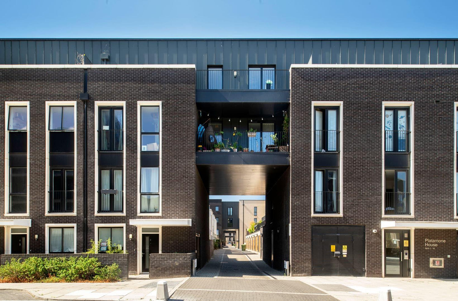 Blue Engineering Bricks | Staffordshire Blue Imperial Bricks ...