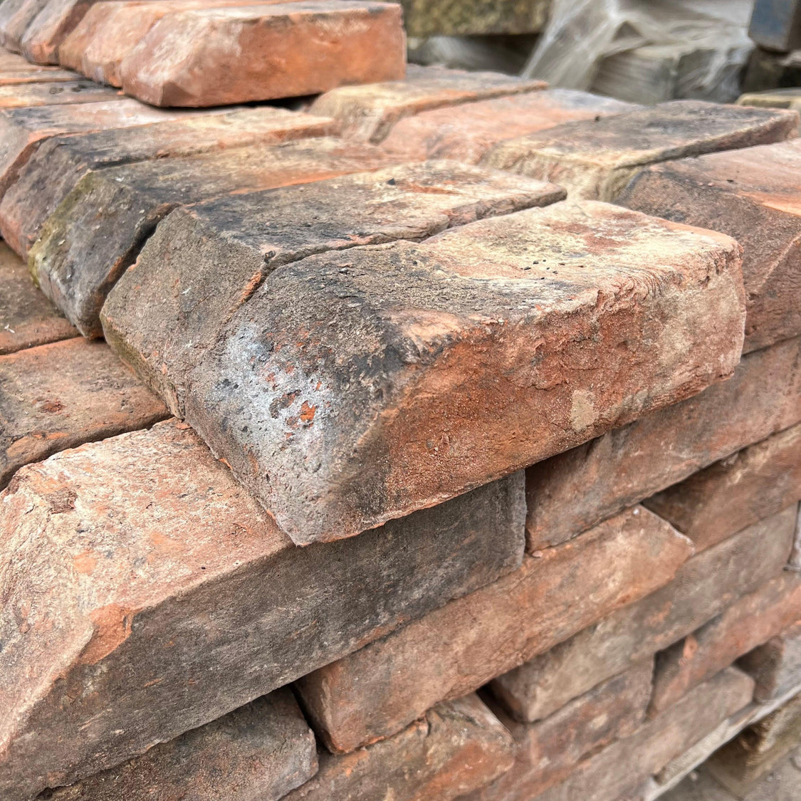 65mm Handmade Plinth Header Brick PL2.2 – Reclaimed Brick Company