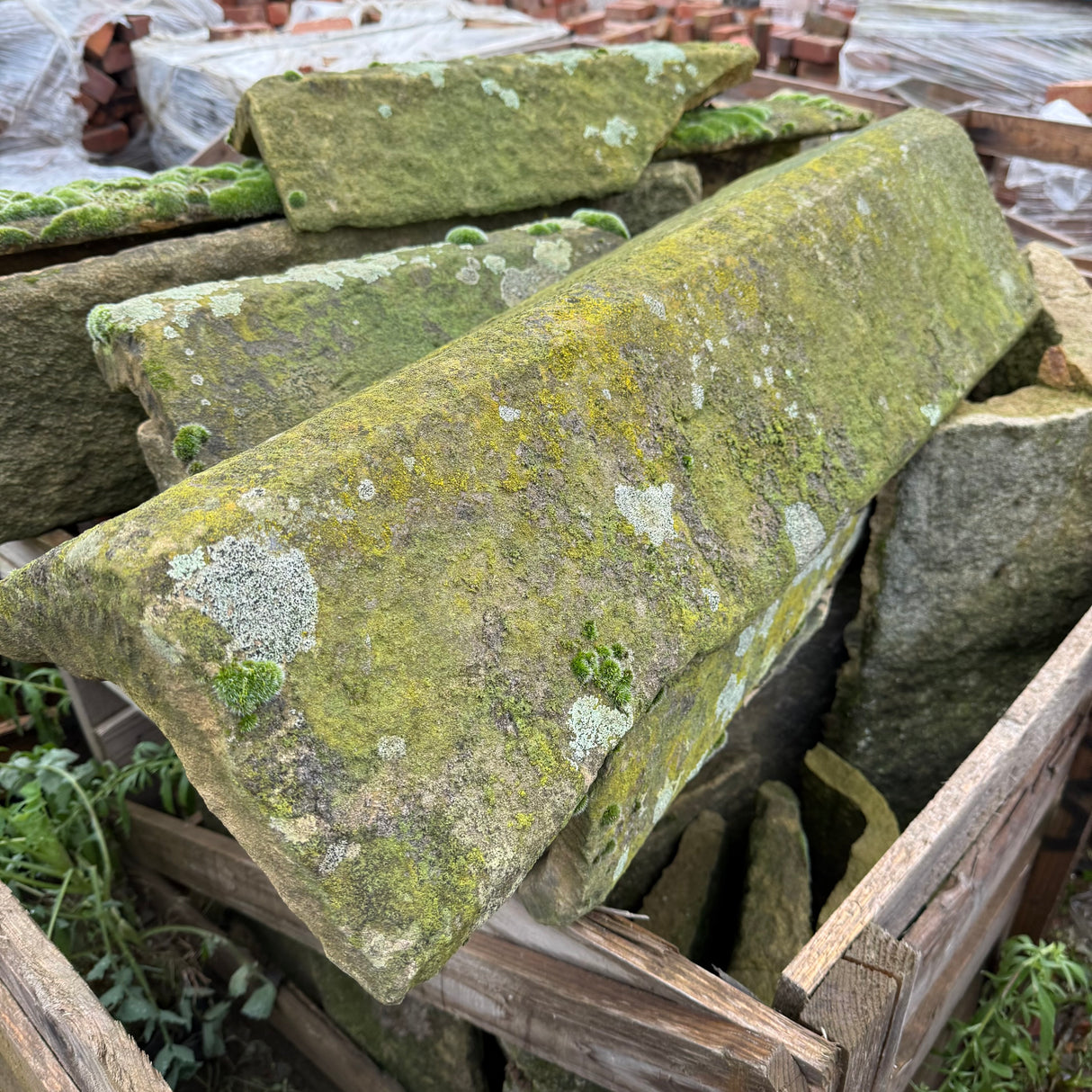 Reclaimed Yorkshire Stone Roof Tiles – Reclaimed Brick Company