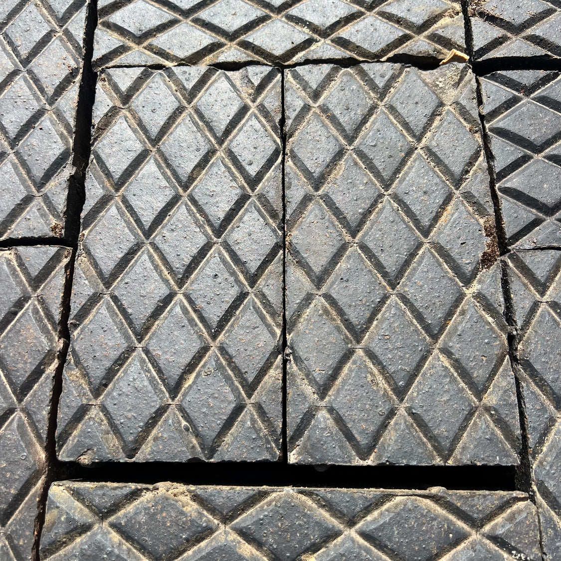 Reclaimed Staffordshire Blue Victorian Diamond Paver – Reclaimed Brick ...