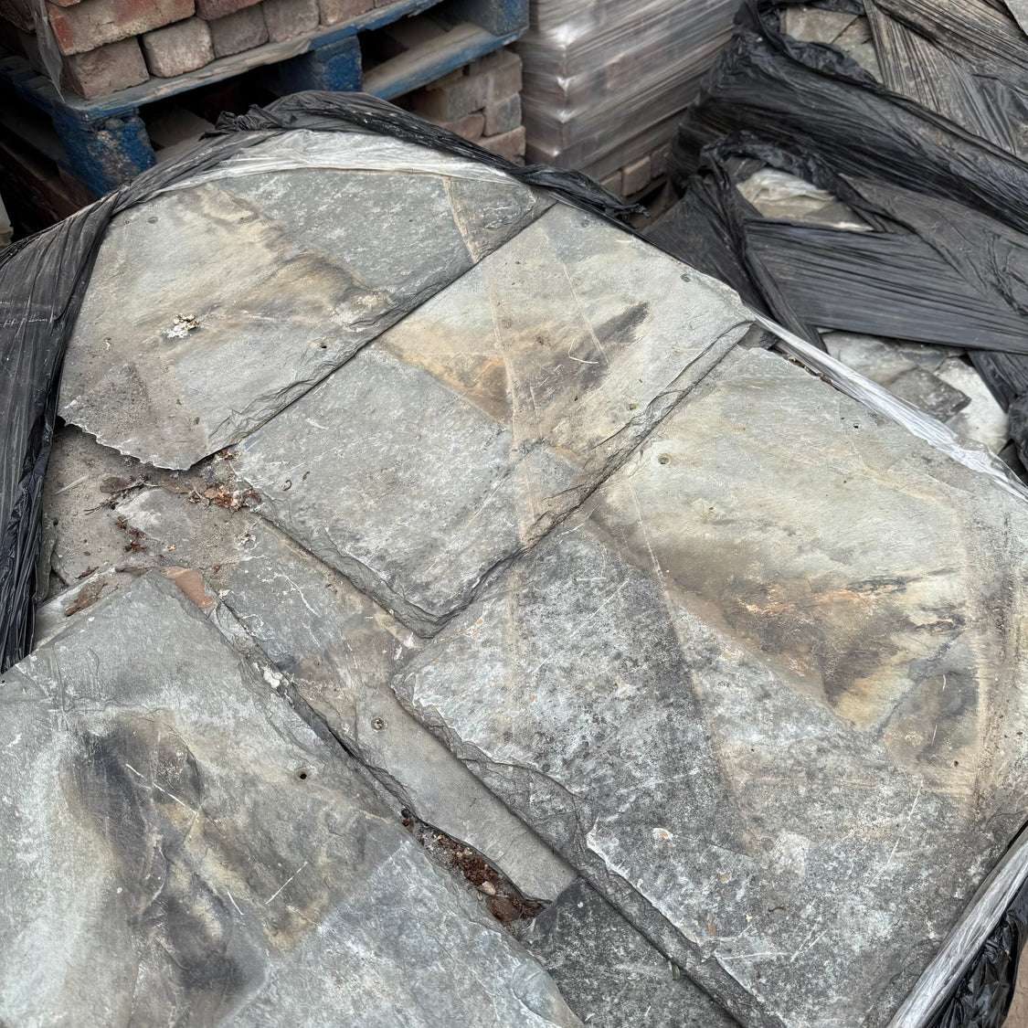 Reclaimed Delabole Cornish Roof Slate - Per Ton – Reclaimed Brick Company