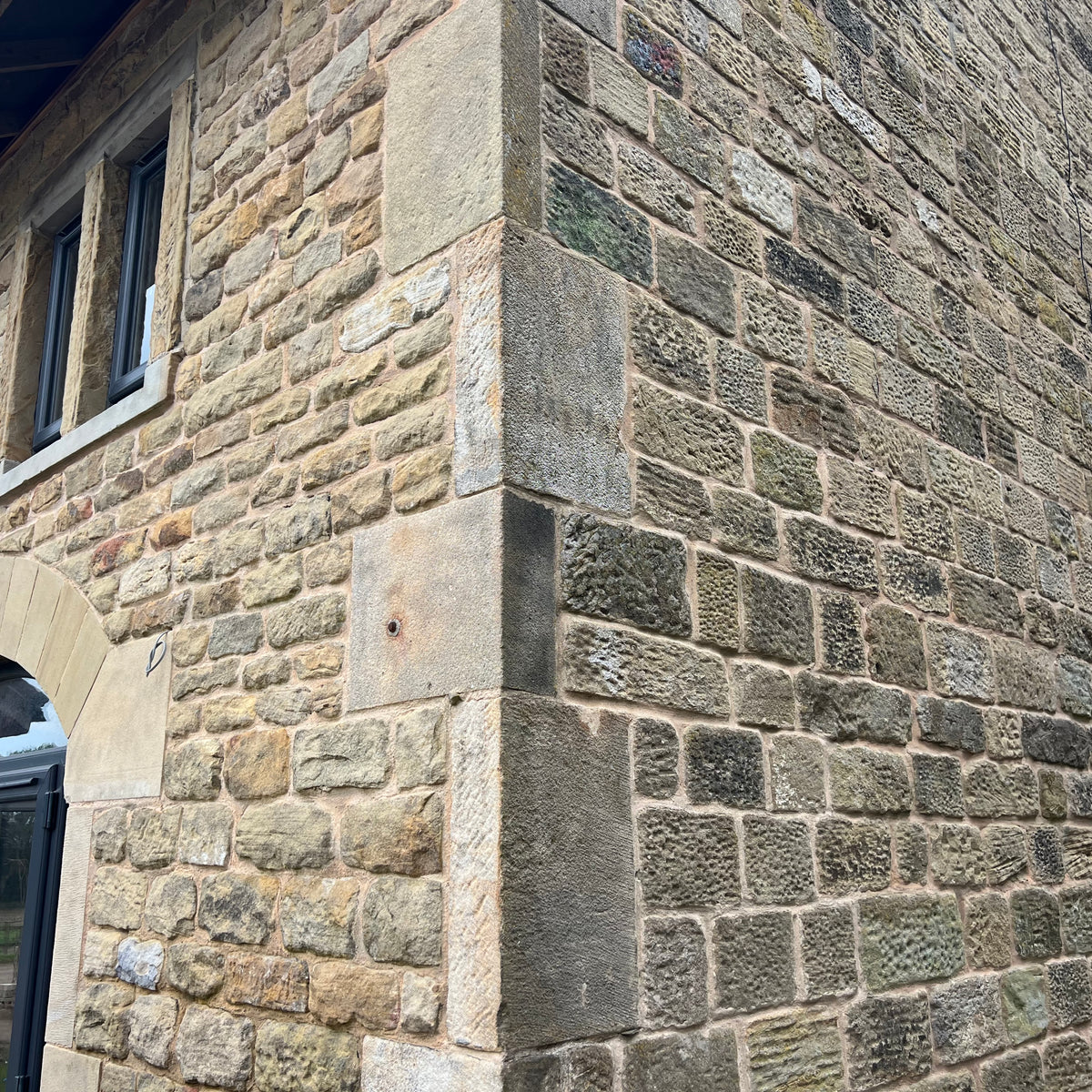 Reclaimed Rough Stone Quoins - Made to Order & Size – Reclaimed Brick ...