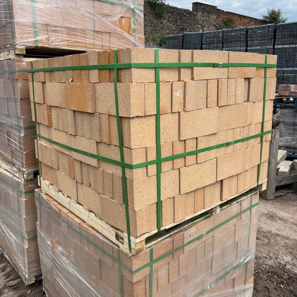 65mm Refractory Fire Clay Bricks - Ideal for furnaces & pizza ovens ...