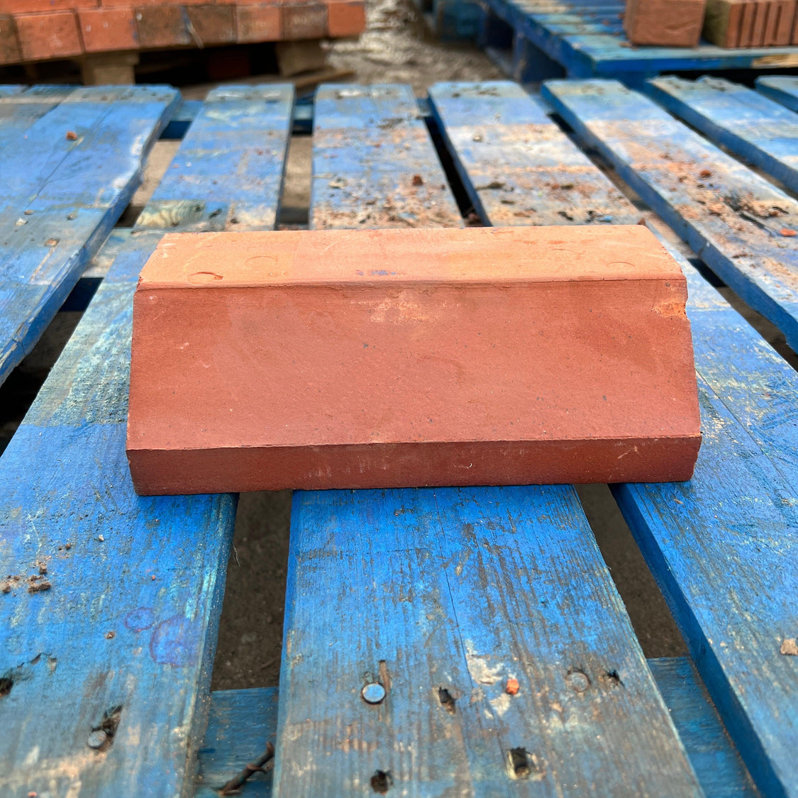 Imperial Red Stretcher Plinth Brick - New – Reclaimed Brick Company