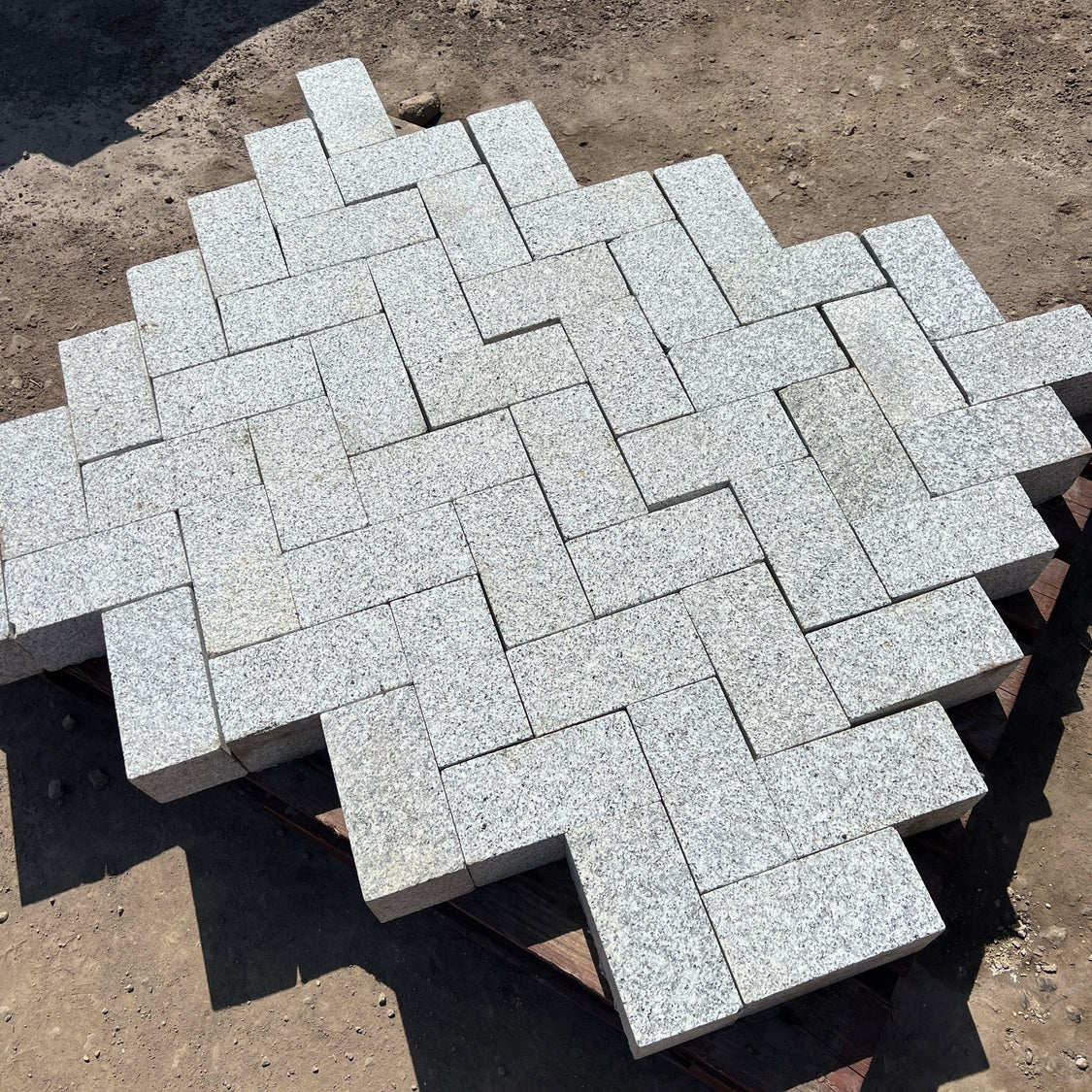 New Flamed Silver Granite Paving Setts / Cobble | Driveway Setts ...