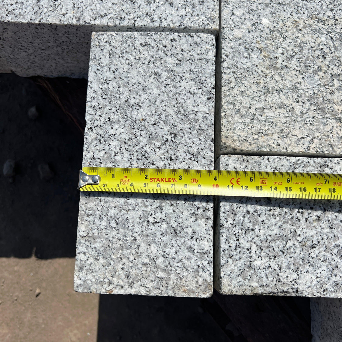 New Flamed Silver Granite Paving Setts / Cobble | Driveway Setts ...
