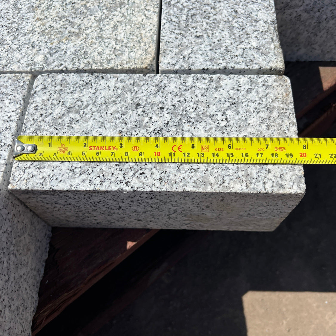 New Flamed Silver Granite Paving Setts / Cobble | Driveway Setts ...