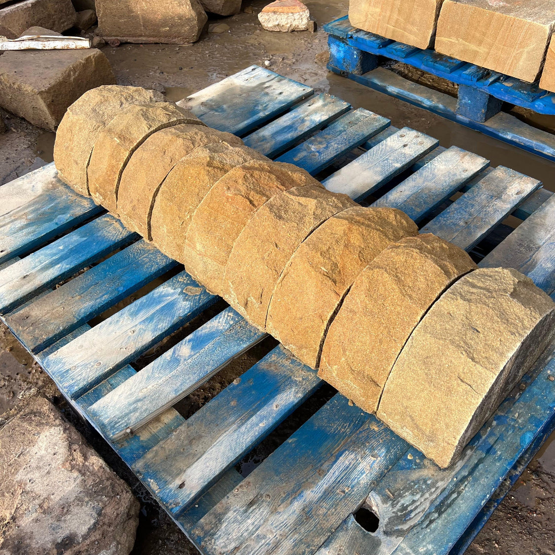 Reclaimed Natural Stone Saddleback Half Round Wall Coping Stones ...