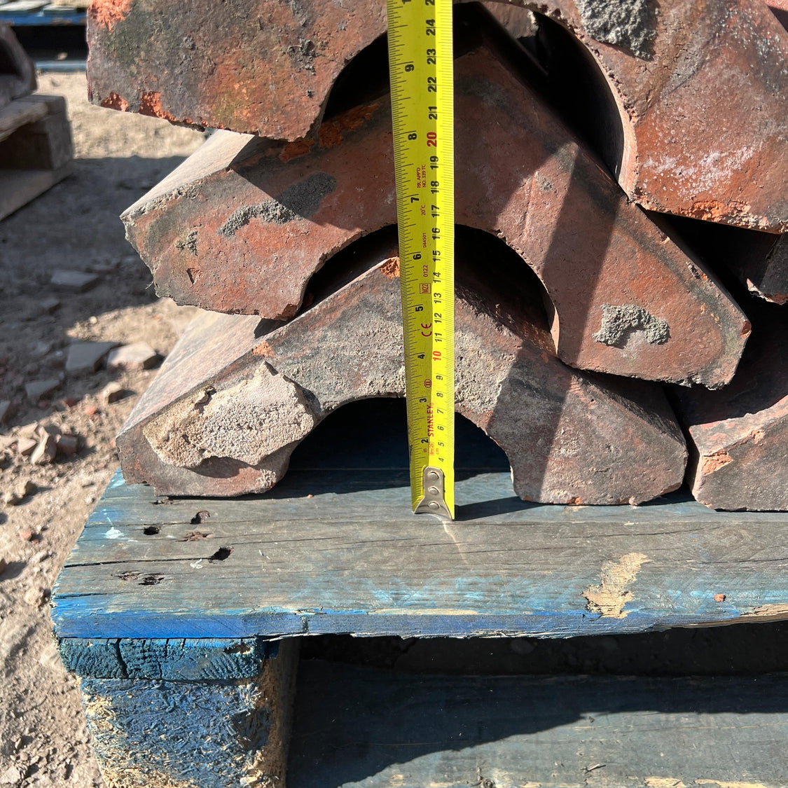 Reclaimed 12” Triangle Wall Coping Bricks – Reclaimed Brick Company