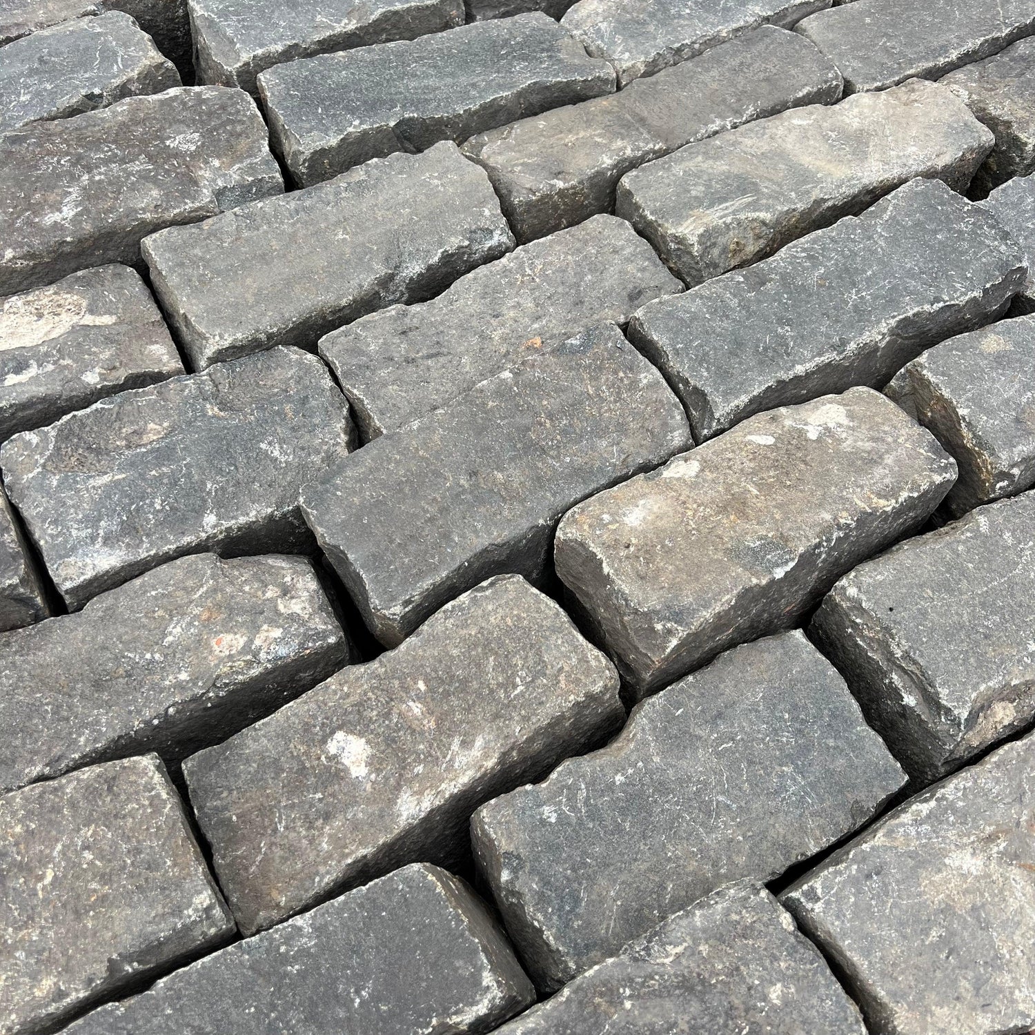Cobbles | Granite Setts | Cobblestones | Driveway & Paving Cobble Stone ...