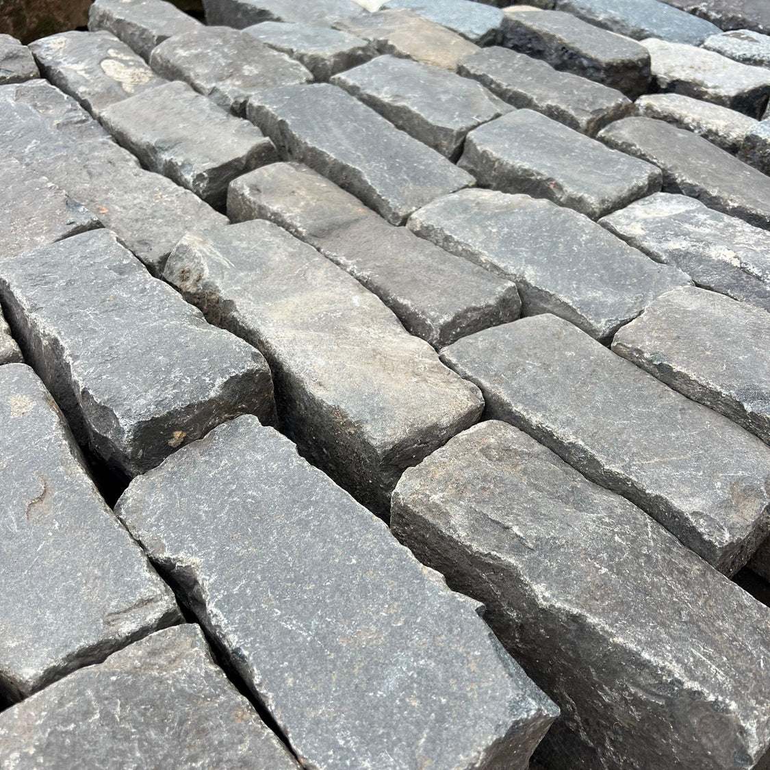 Reclaimed Basalt Stone Cobble Setts - Per Ton Bag – Reclaimed Brick Company