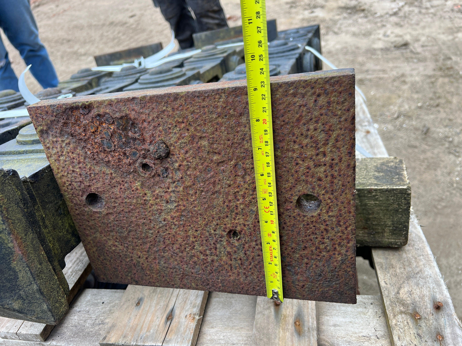 Reclaimed Cast Iron Railing Bollards – Reclaimed Brick Company