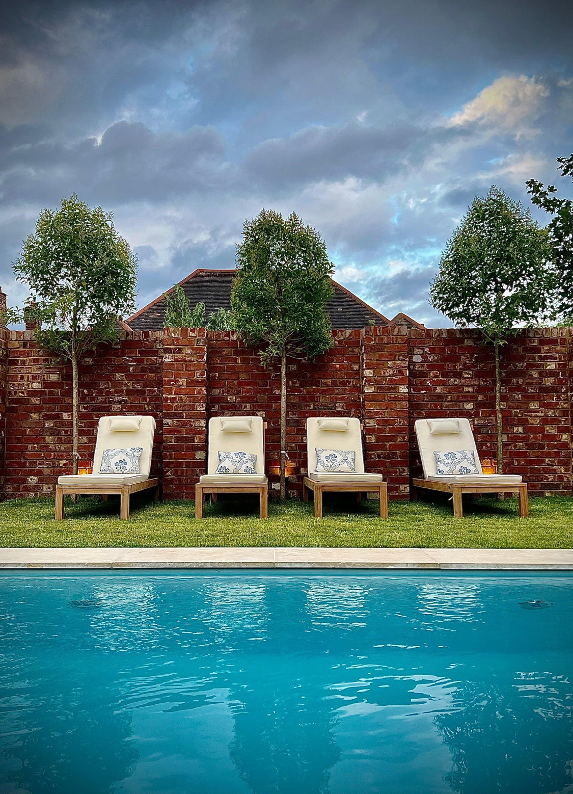 Reclaimed Common Blend Bricks Garden Project, London – Reclaimed Brick ...