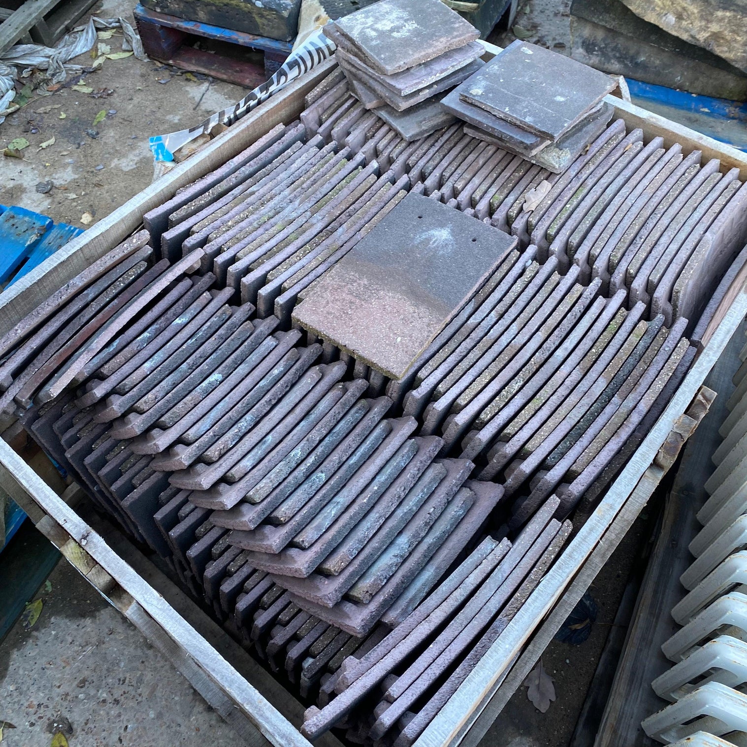 Reclaimed Concrete Marley Roof Tiles - (Job Lot) – Reclaimed Brick Company