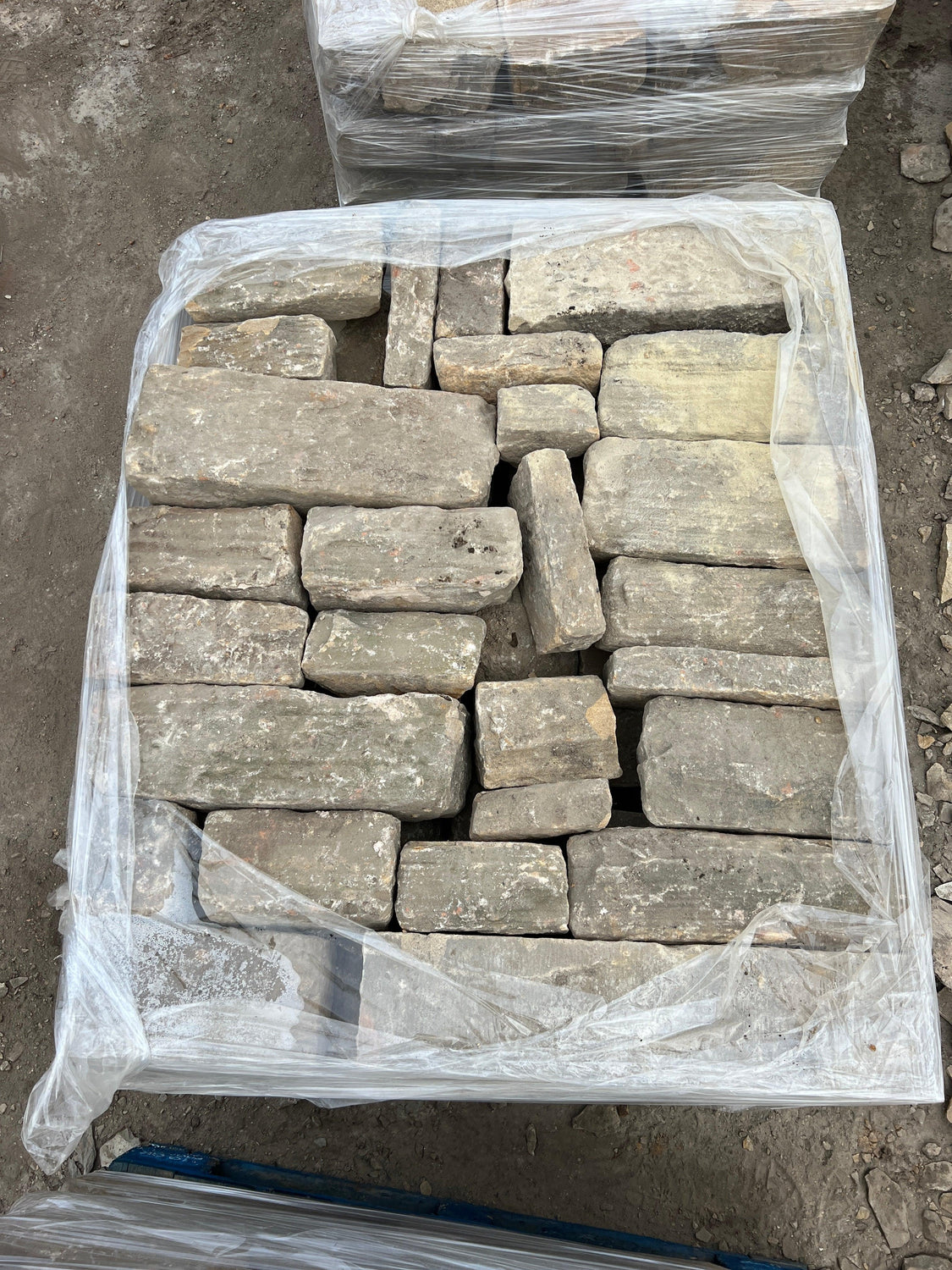 Reclaimed Delph Face Building Stone - Backed Off | Reclaimed Stone ...