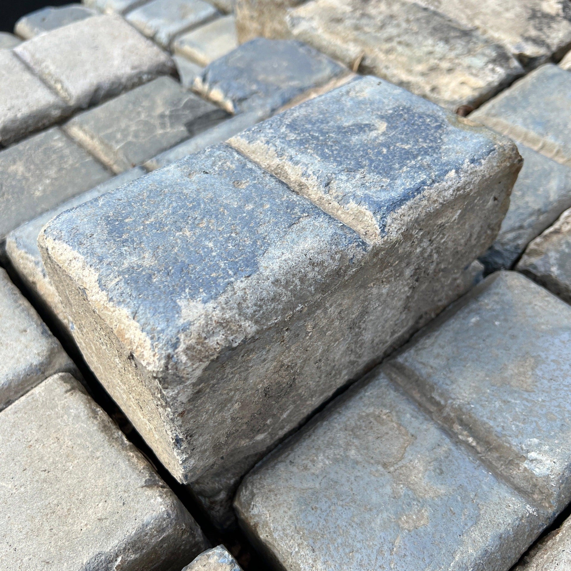 Reclaimed Granite Pavers Reclaimed Granite Setts (Per Tonne) | Natural