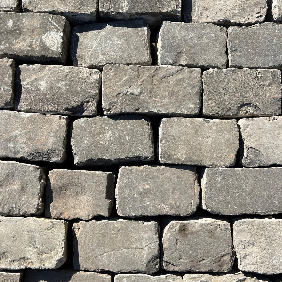 Reclaimed High Grade Granite Setts / Cobble Stone – Reclaimed Brick Company
