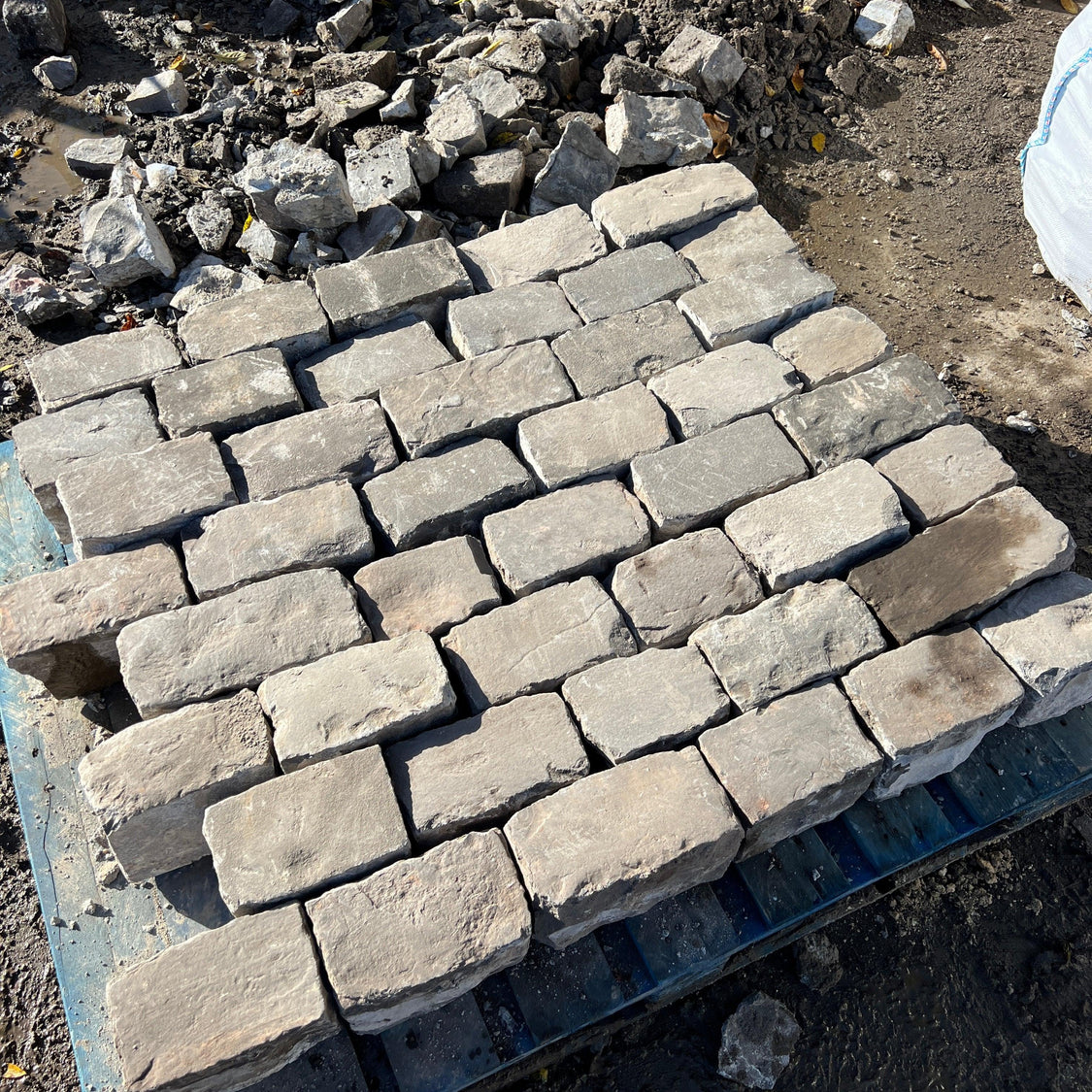 Reclaimed High Grade Granite Setts / Cobble Stone – Reclaimed Brick Company