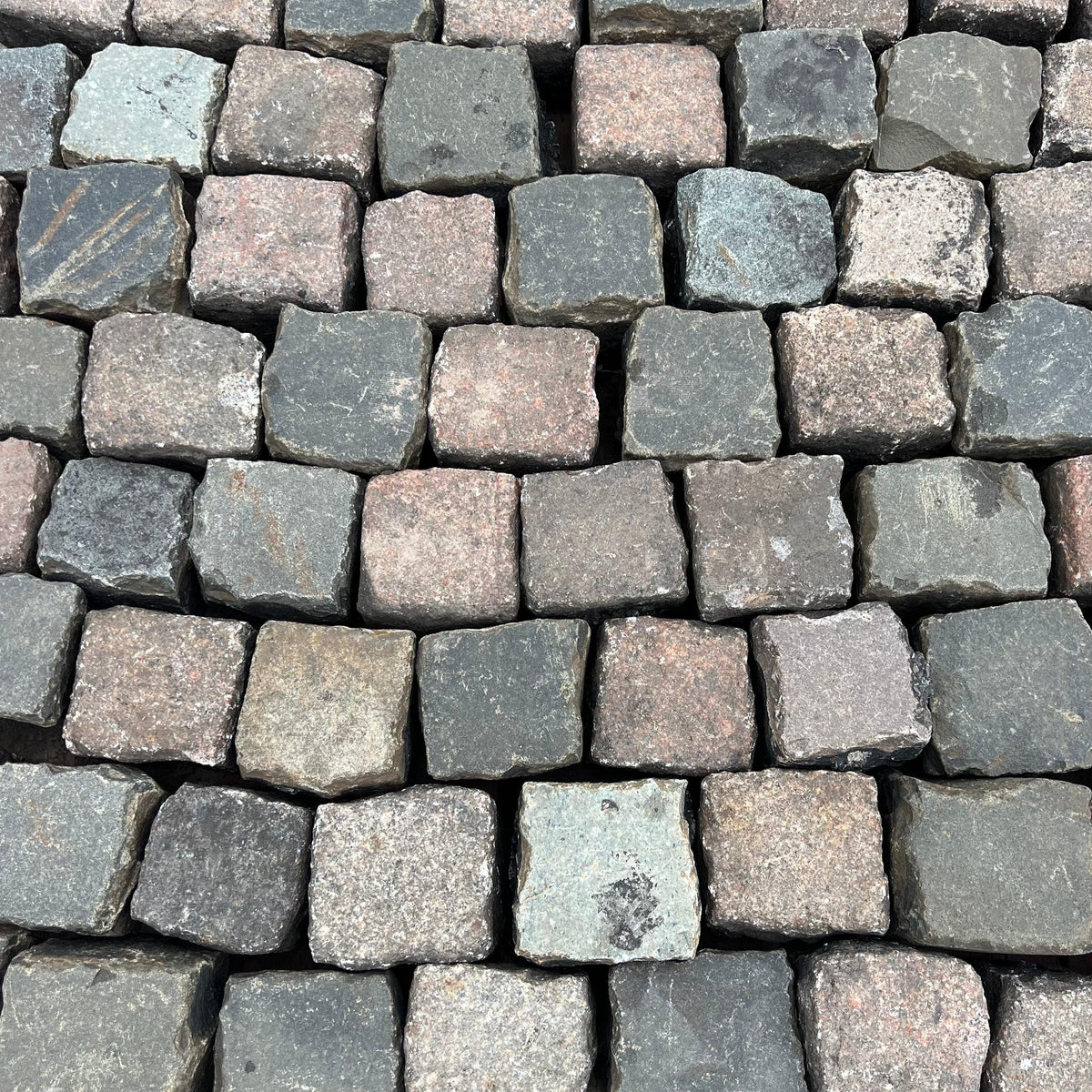 Reclaimed Mixed Granite 4” x 4" Cube Cobble Setts – Reclaimed Brick Company
