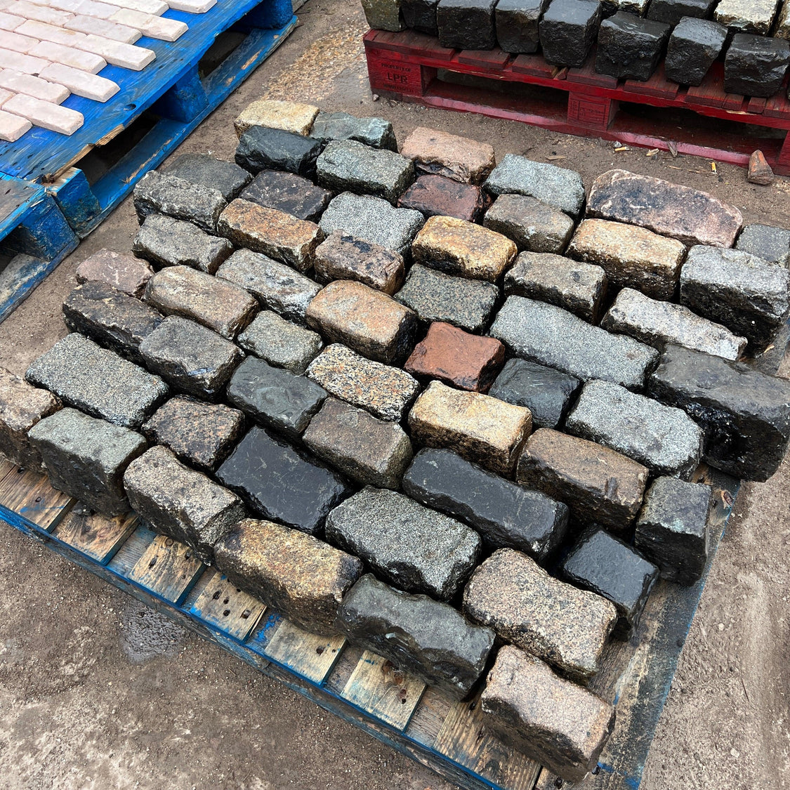 Reclaimed Mixed Granite Cobble Setts | Granite Setts – Reclaimed Brick ...