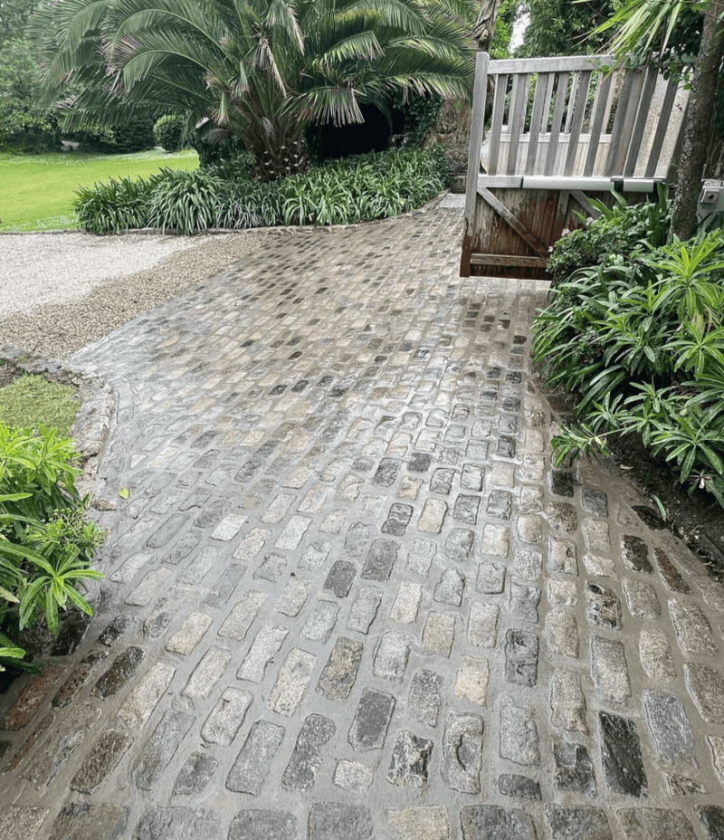 Reclaimed Mixed Granite Cobbles / Setts | Granite Setts – Reclaimed ...