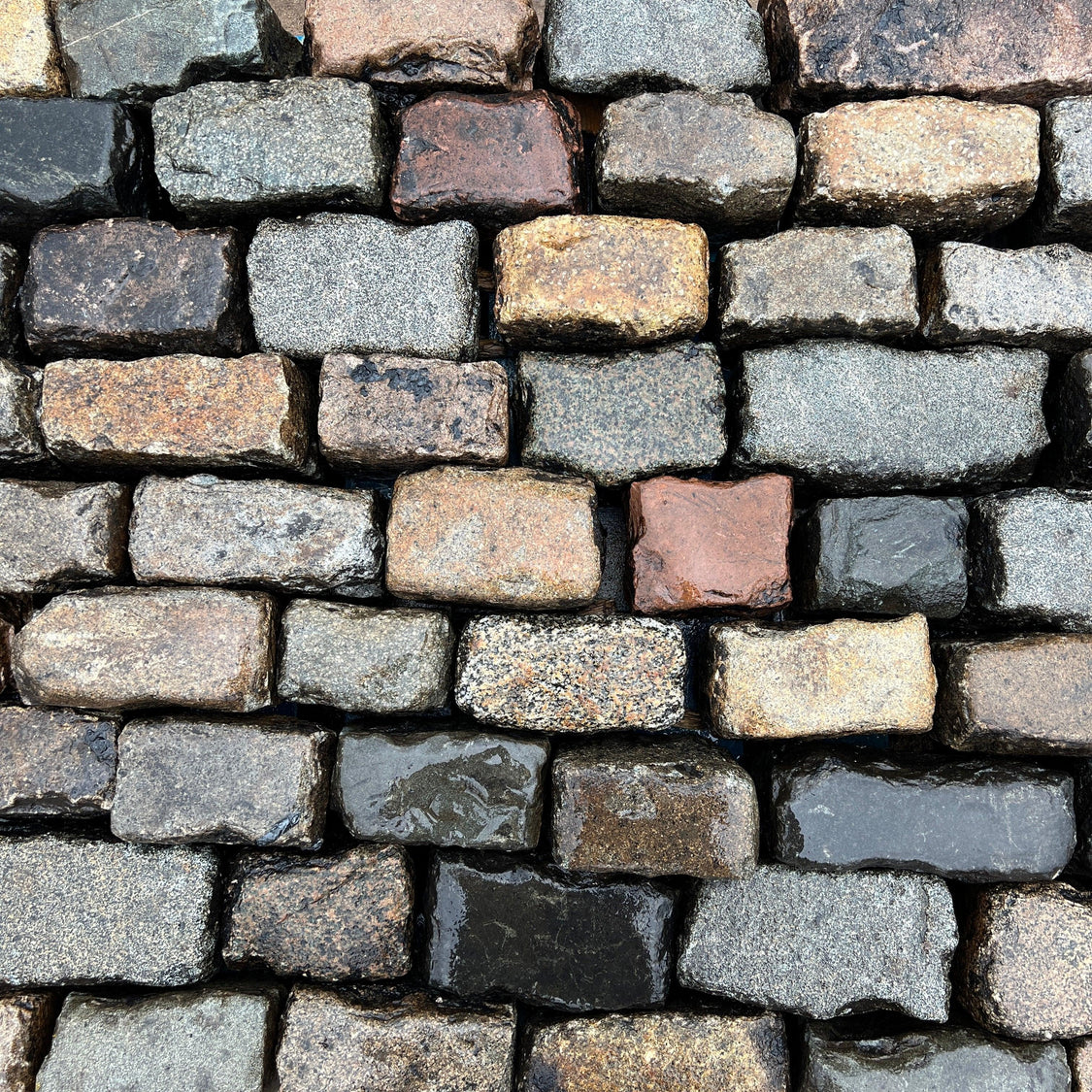 Reclaimed Mixed Granite Cobble Setts | Granite Setts – Reclaimed Brick ...