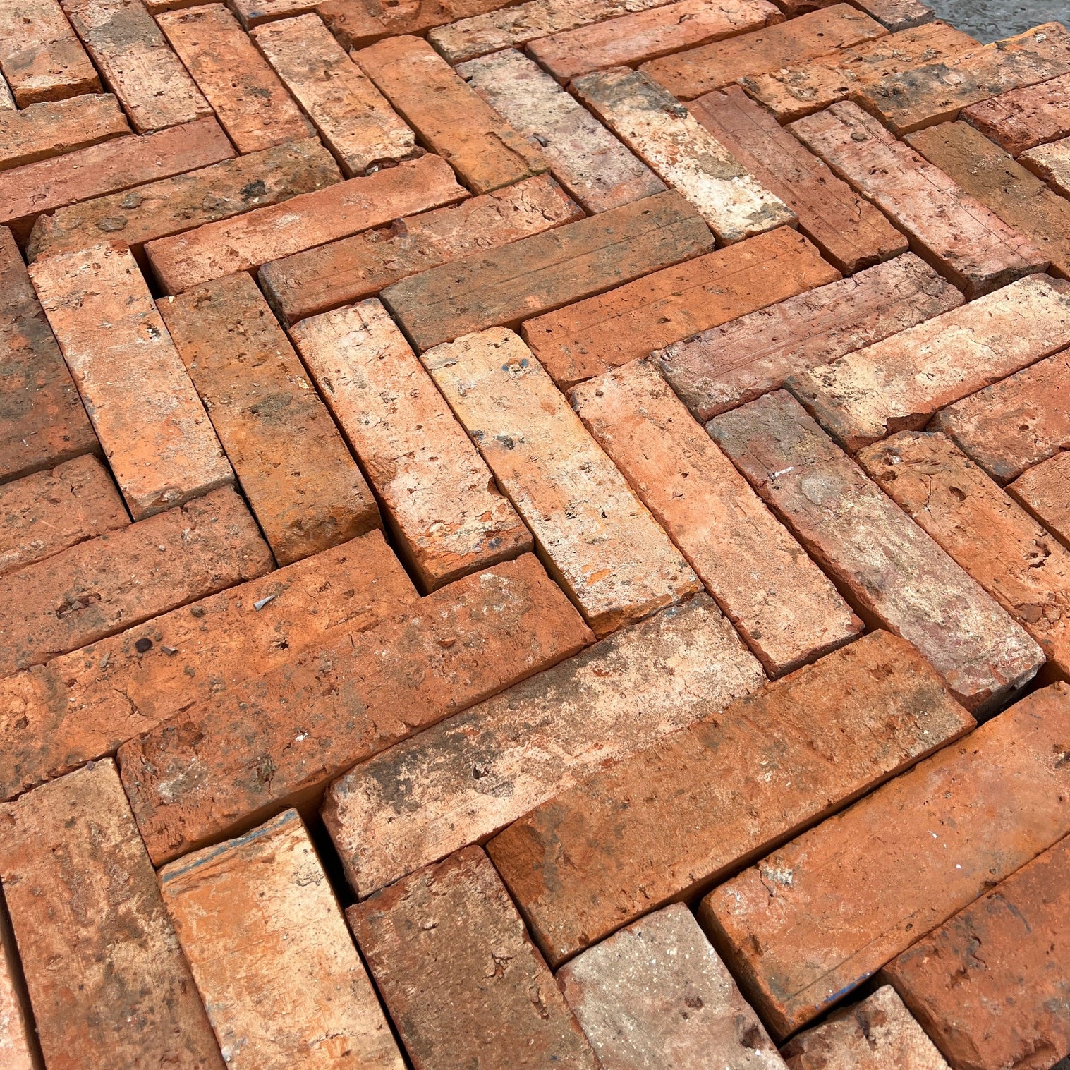 Reclaimed Narrow Clay Paving Bricks | Garden Patio | Driveway Bricks ...