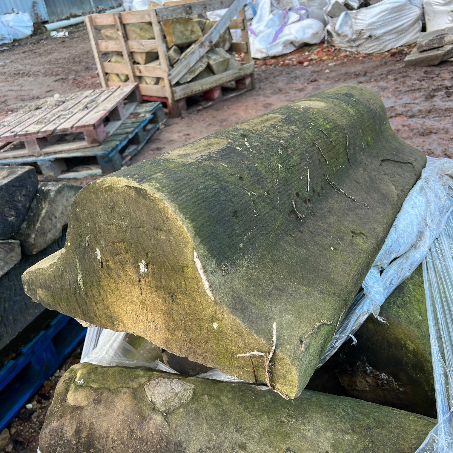 Reclaimed Natural Stone “Bell” Wall Coping - 23 Linear Meter Job Lot ...