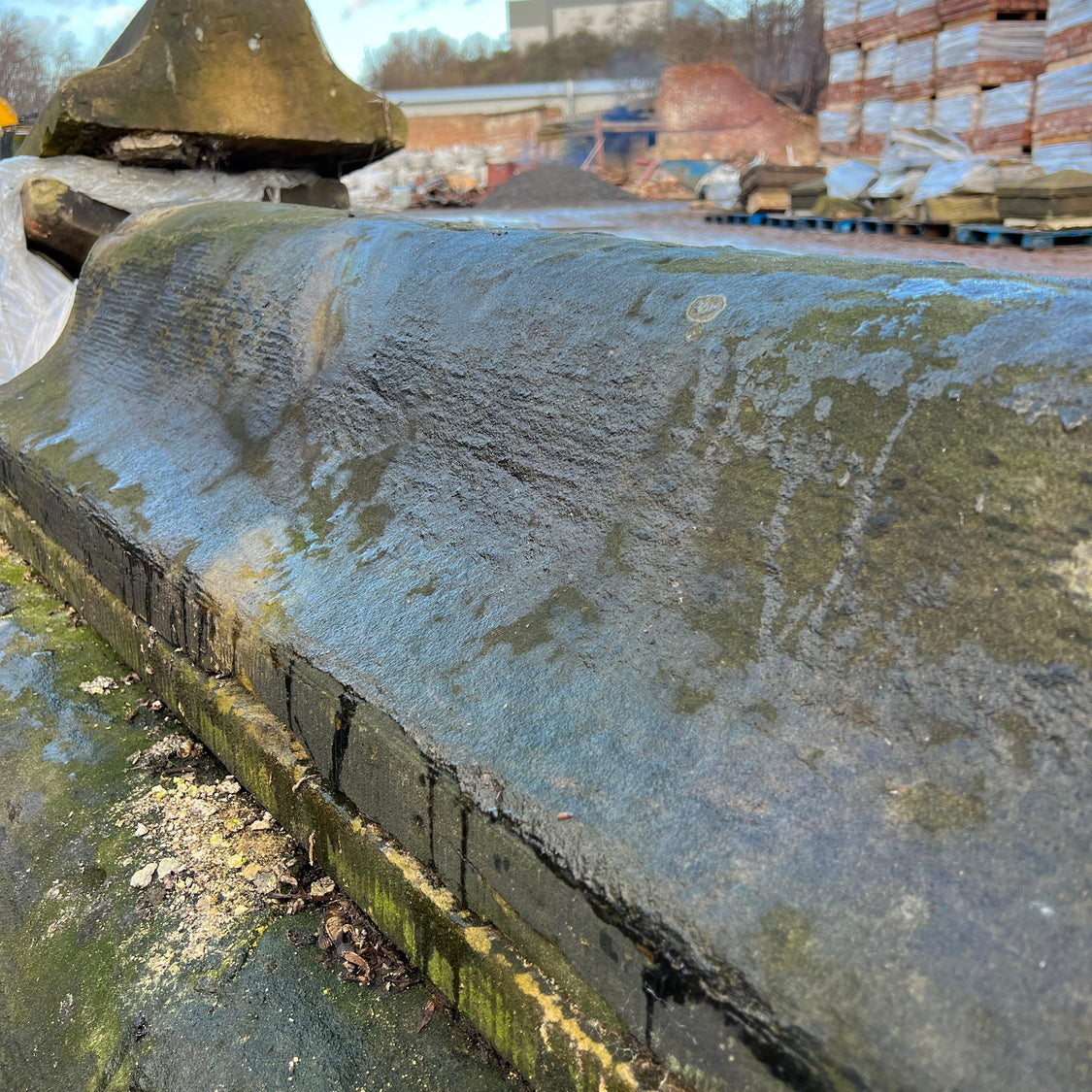 Reclaimed Natural Stone “Bell” Wall Coping - 23 Linear Meter Job Lot ...