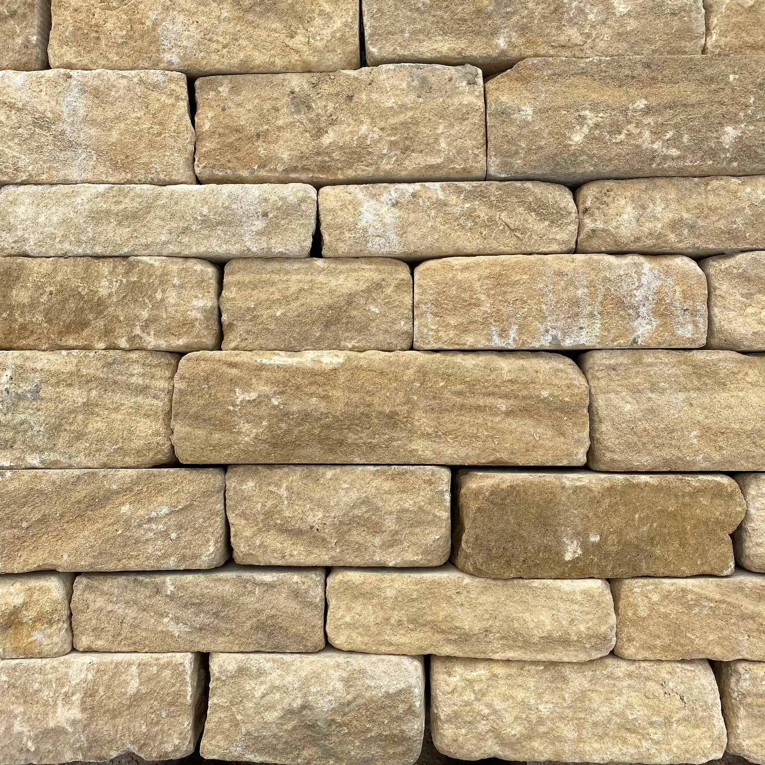 Reclaimed Natural Stone Buff Yorkshire Building Stone | Buff Stone ...