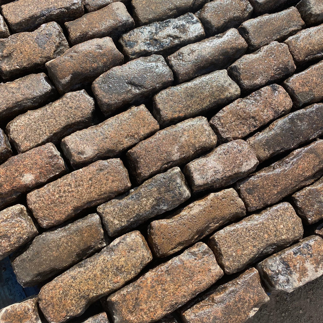 Reclaimed Pink Granite Cobbles / Setts | Garden Patio | Driveway ...