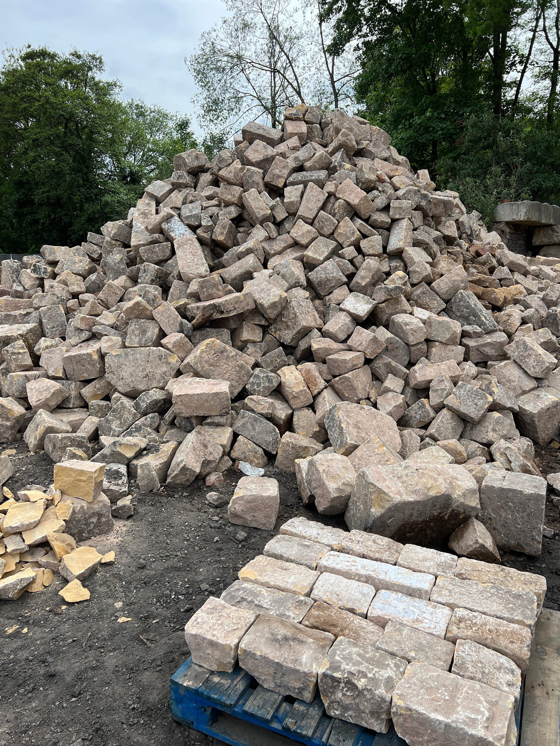 Reclaimed Pitched Face Building Stone | Building Stone | Pitched Stone ...