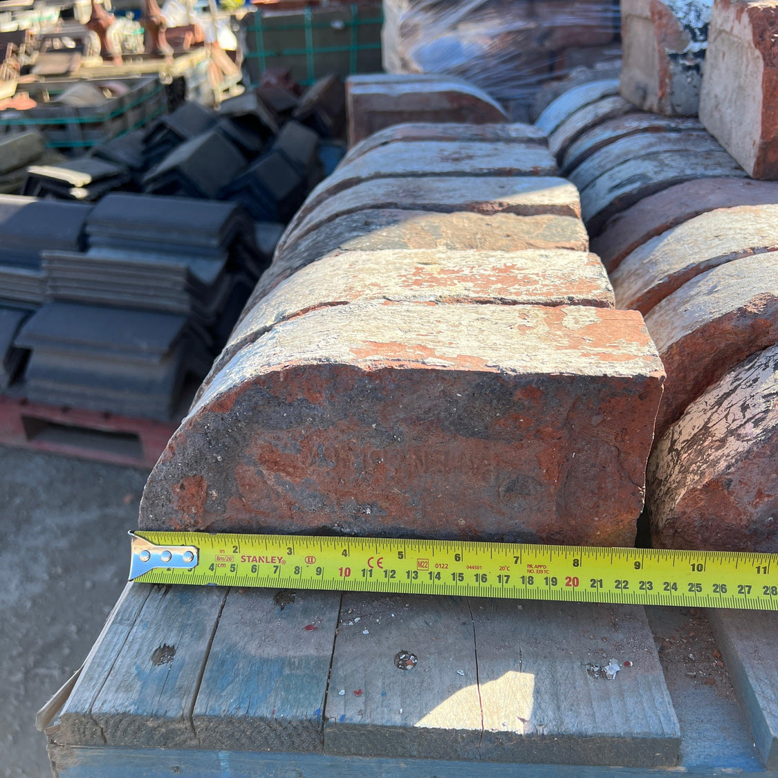 Reclaimed Single Calf Bullnose Bricks – Reclaimed Brick Company