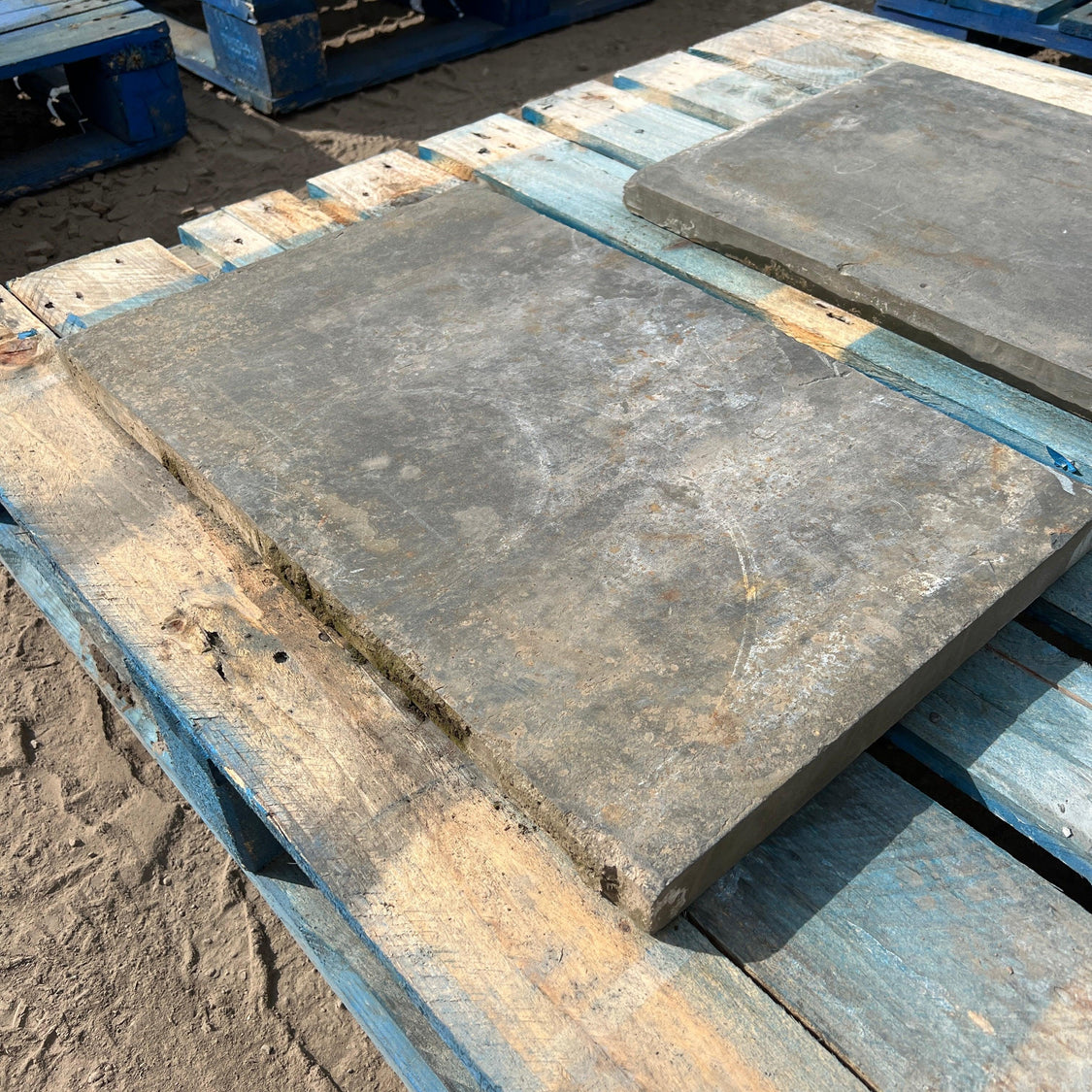 Reclaimed Slate Slab | Size 61cm x 38cm x 4cm – Reclaimed Brick Company