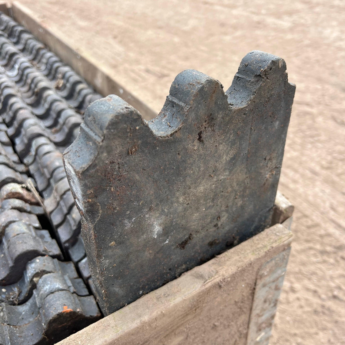 Reclaimed Staffordshire Blue Victorian Cathedral Garden Edging Tiles ...