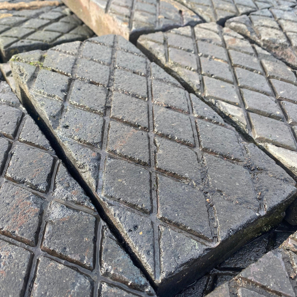 Reclaimed Staffordshire Blue Victorian Diamond Paving Bricks ...