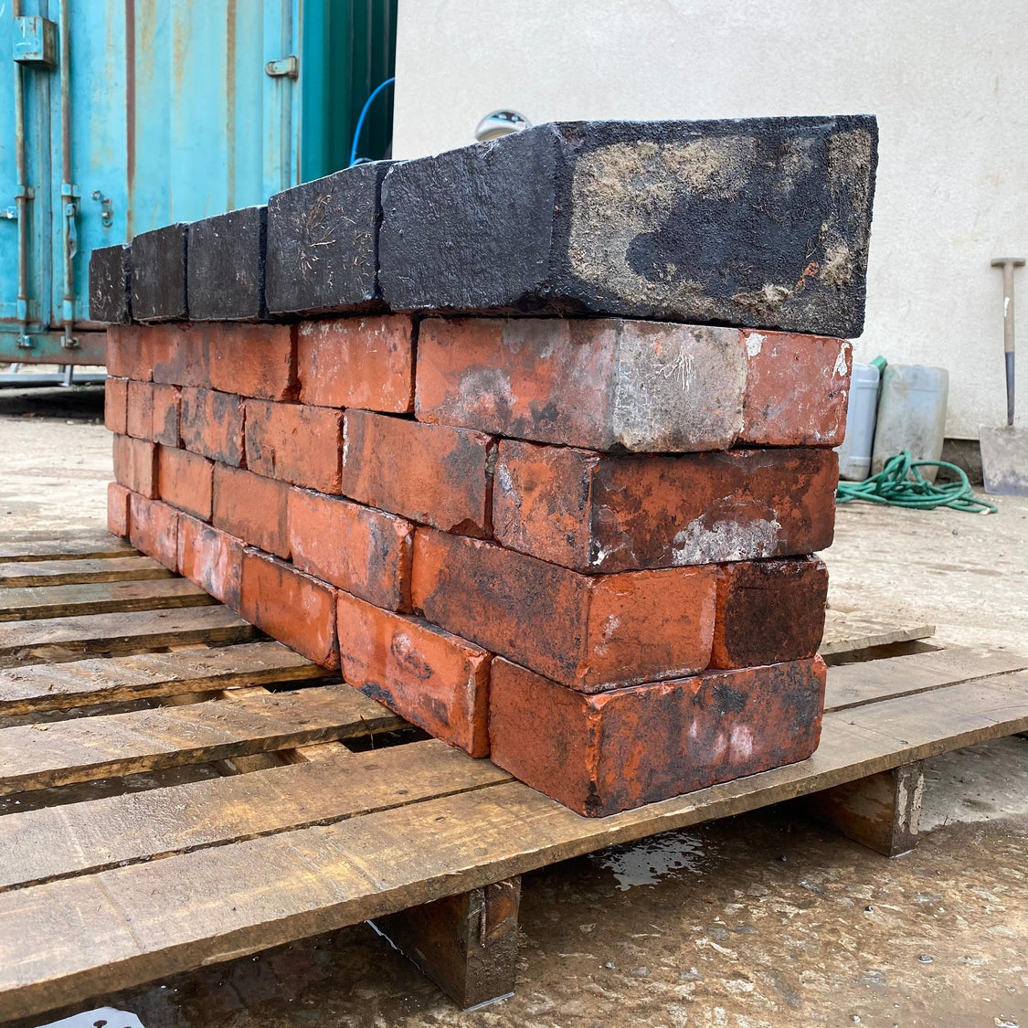 Reclaimed Staffordshire Blue Wall Coping Bricks | Reclaim Bricks ...