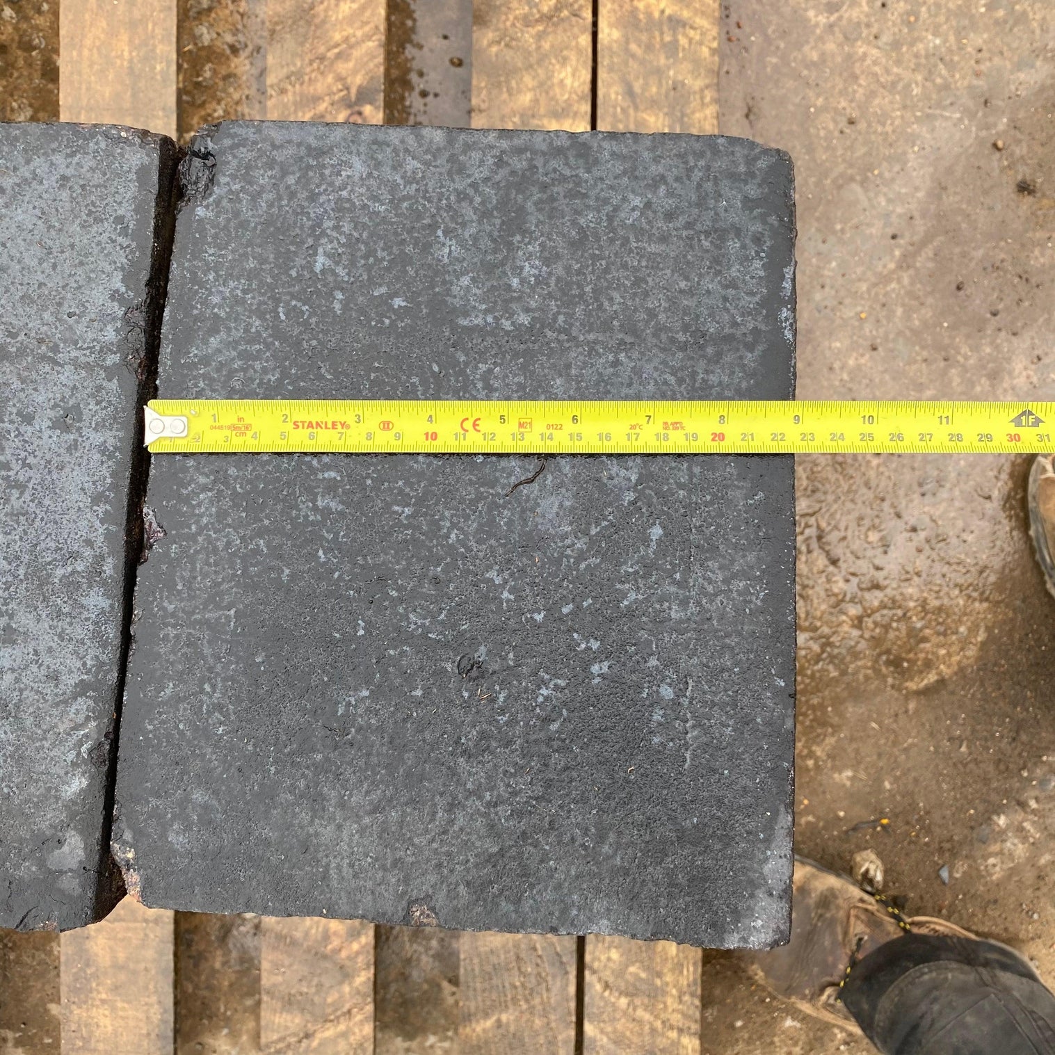 Reclaimed Staffordshire Blue Wall Coping Bricks | Reclaim Bricks ...