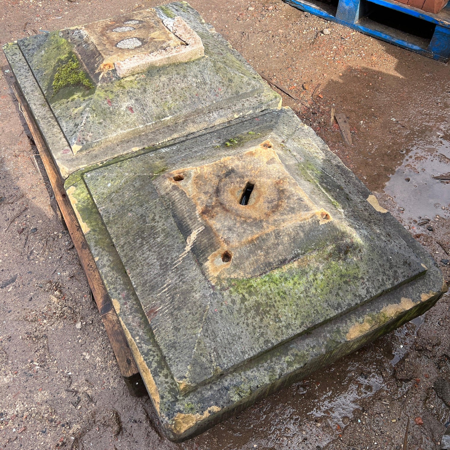 Reclaimed Stone Pillar Caps | Stone Caps | Pillar Caps | Reclaim Stone ...