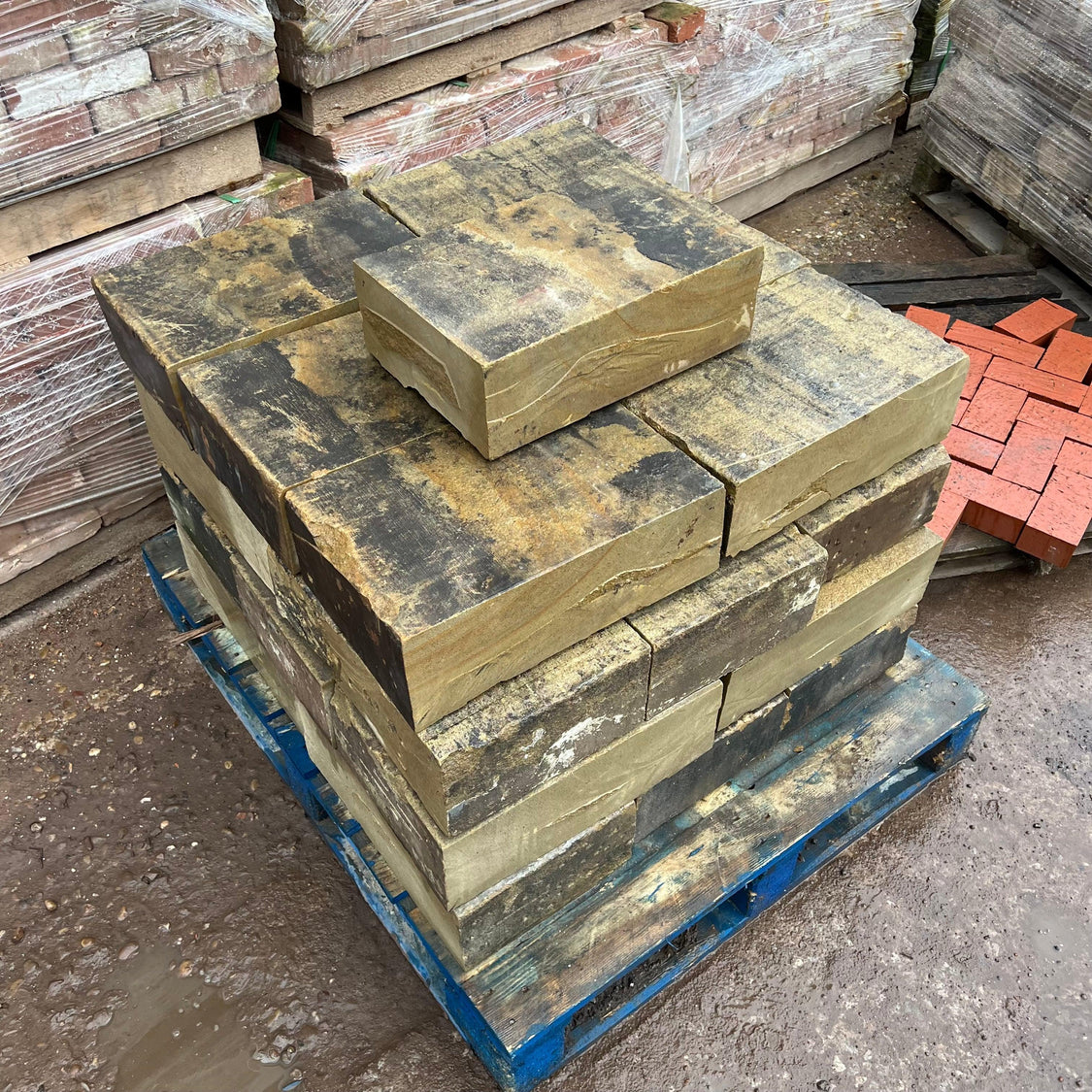 Reclaimed Stone Quoins - 450mm x 300mm – Reclaimed Brick Company