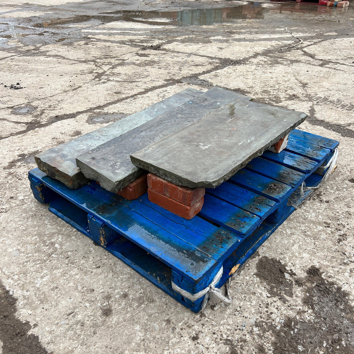 Reclaimed Stone Steps - (Set of 3) – Reclaimed Brick Company