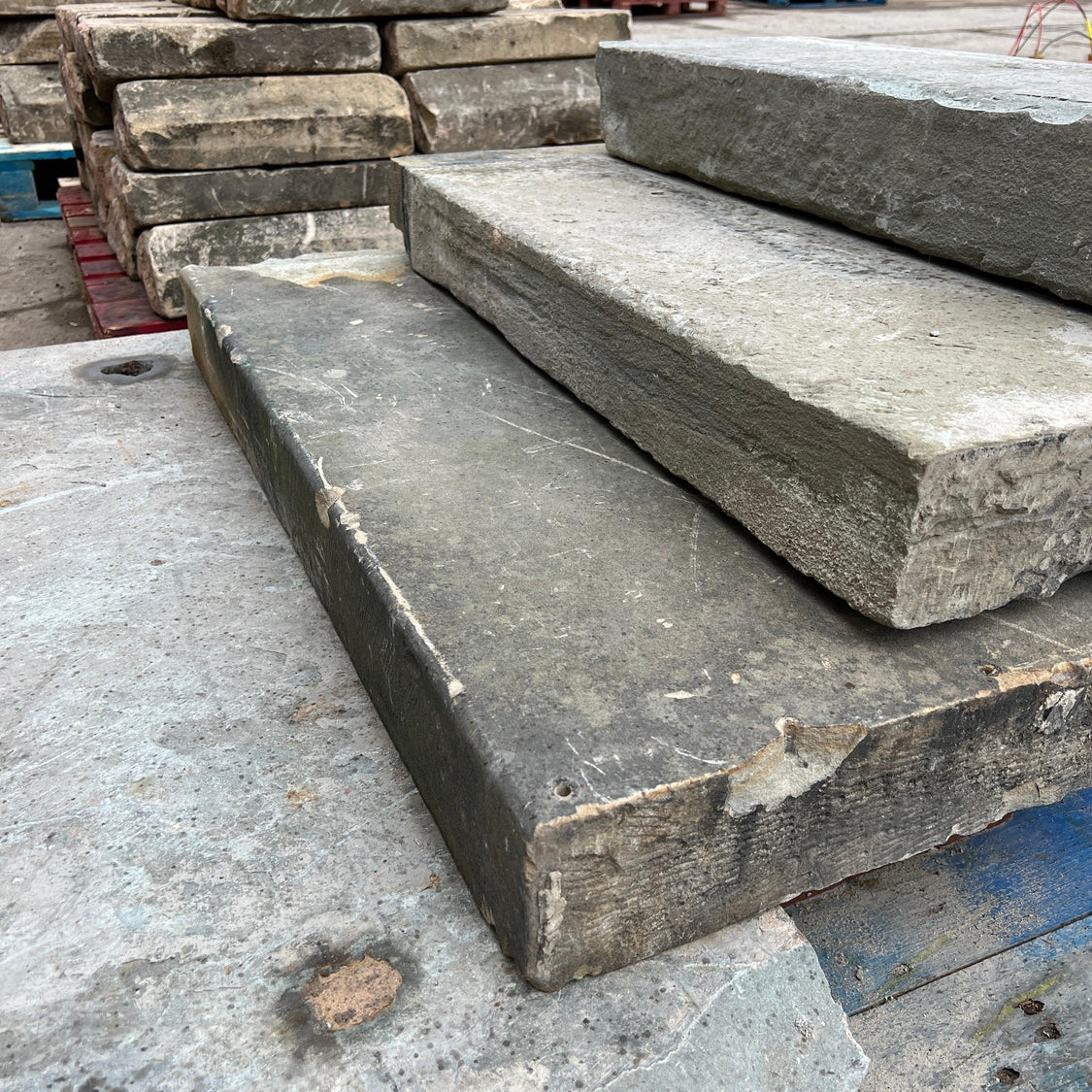 Reclaimed Stone Steps - (Set of 4) – Reclaimed Brick Company