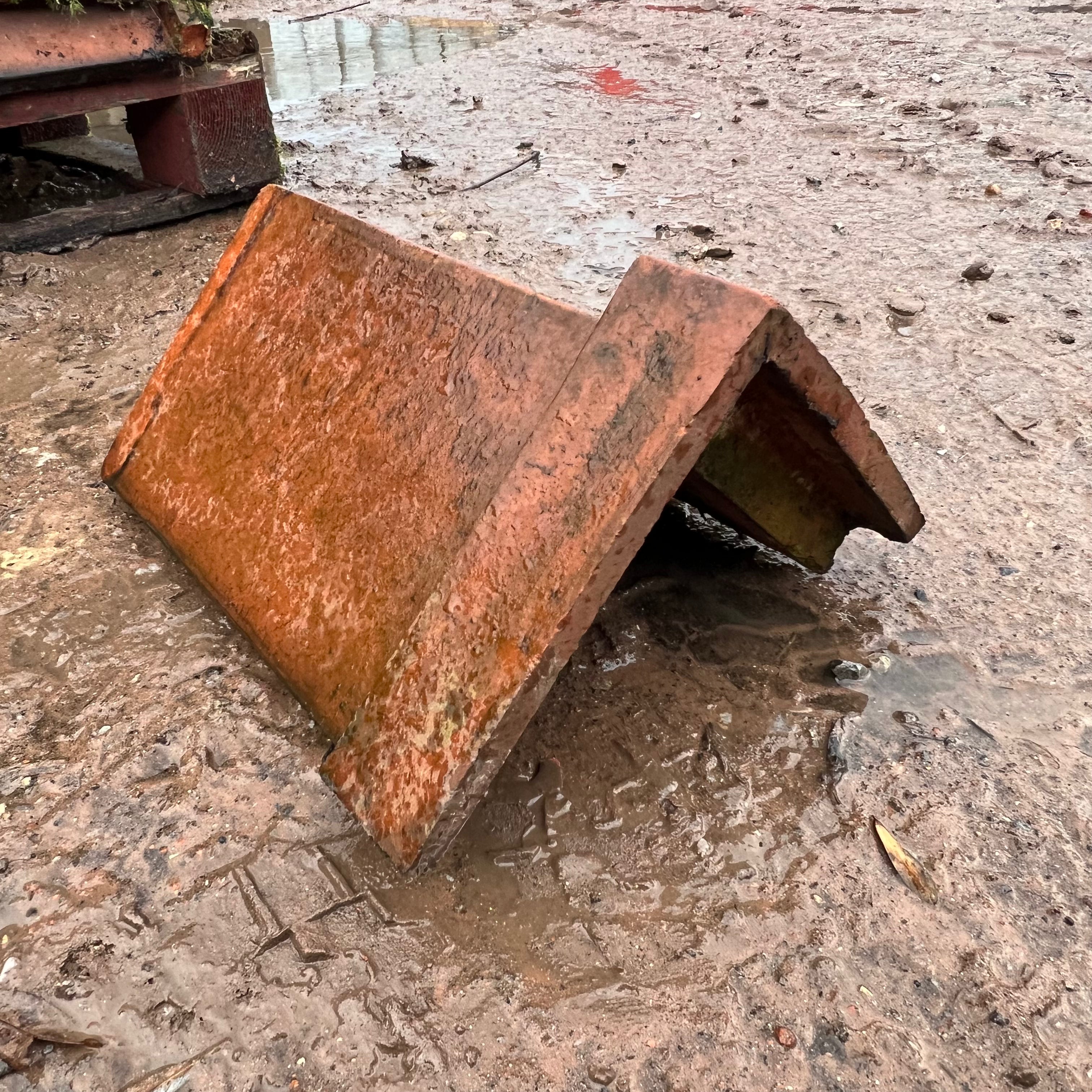 Reclaimed Triangle Ridge Tile - Job Lot of 70 – Reclaimed Brick Company