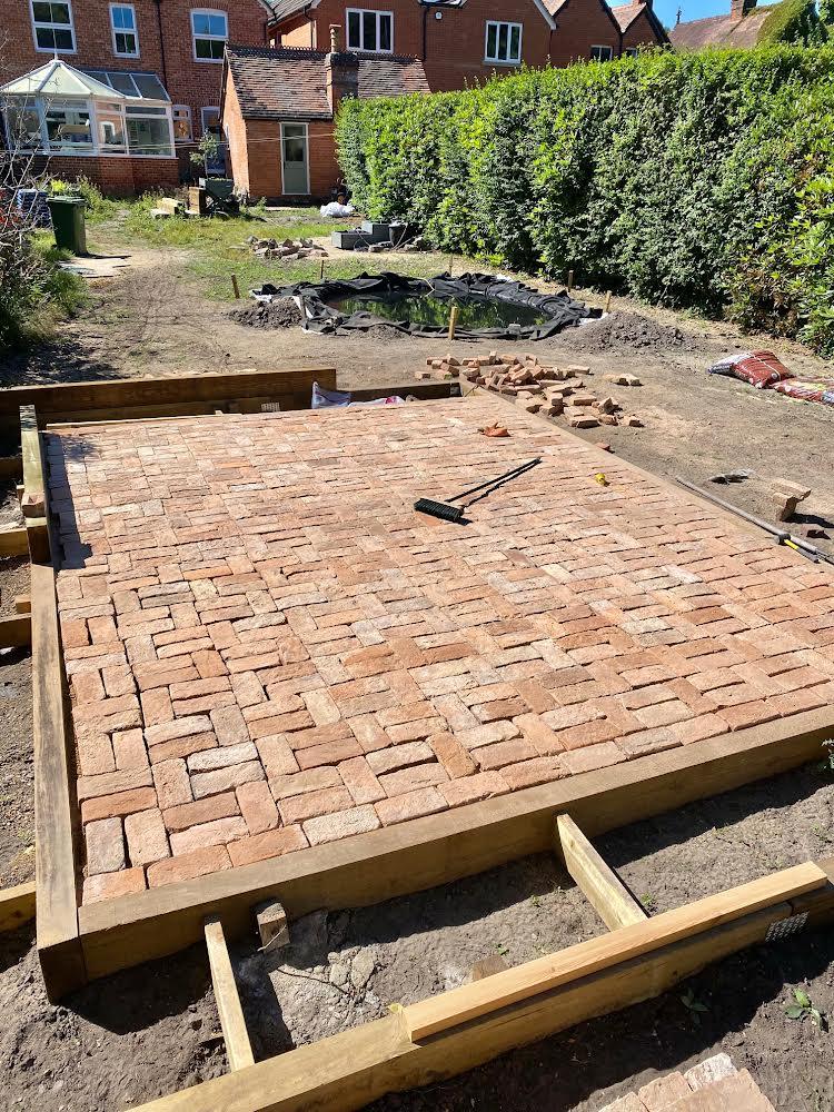 Suntrap City Garden with Victorian Paving Bricks London – Reclaimed ...