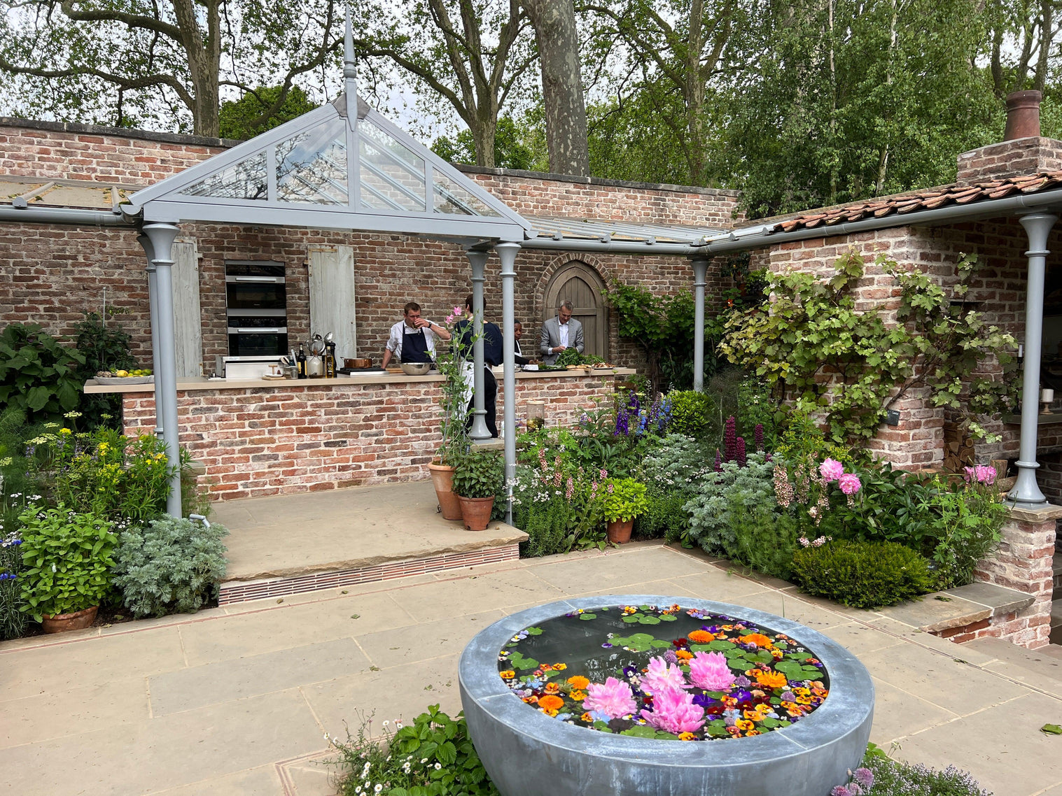 The Savills Garden, Chelsea Flower Show 2023 | Reclaimed Tudor Bricks ...
