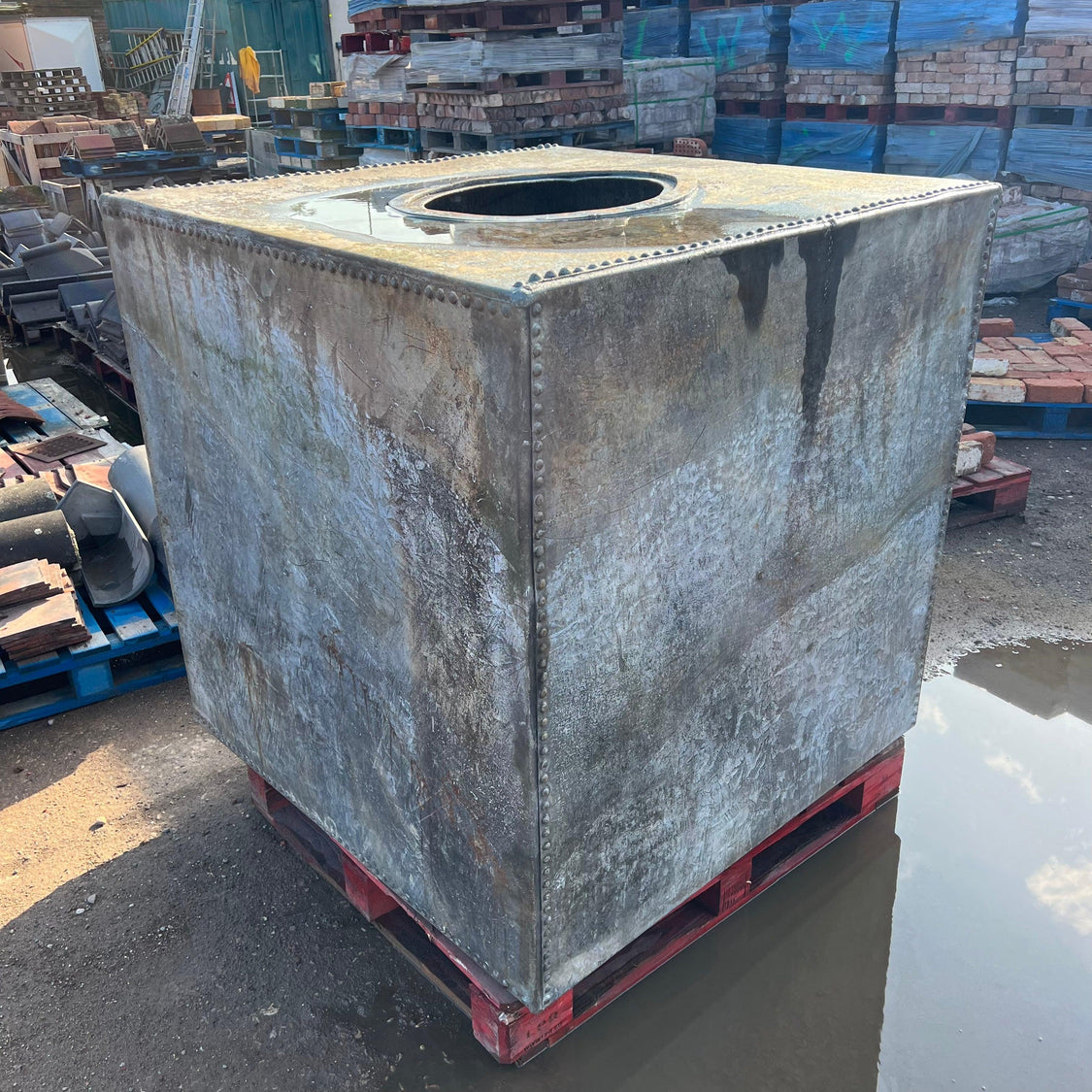 Victorian Galvanised Water Tank / Large Plant Pot – Reclaimed Brick Company