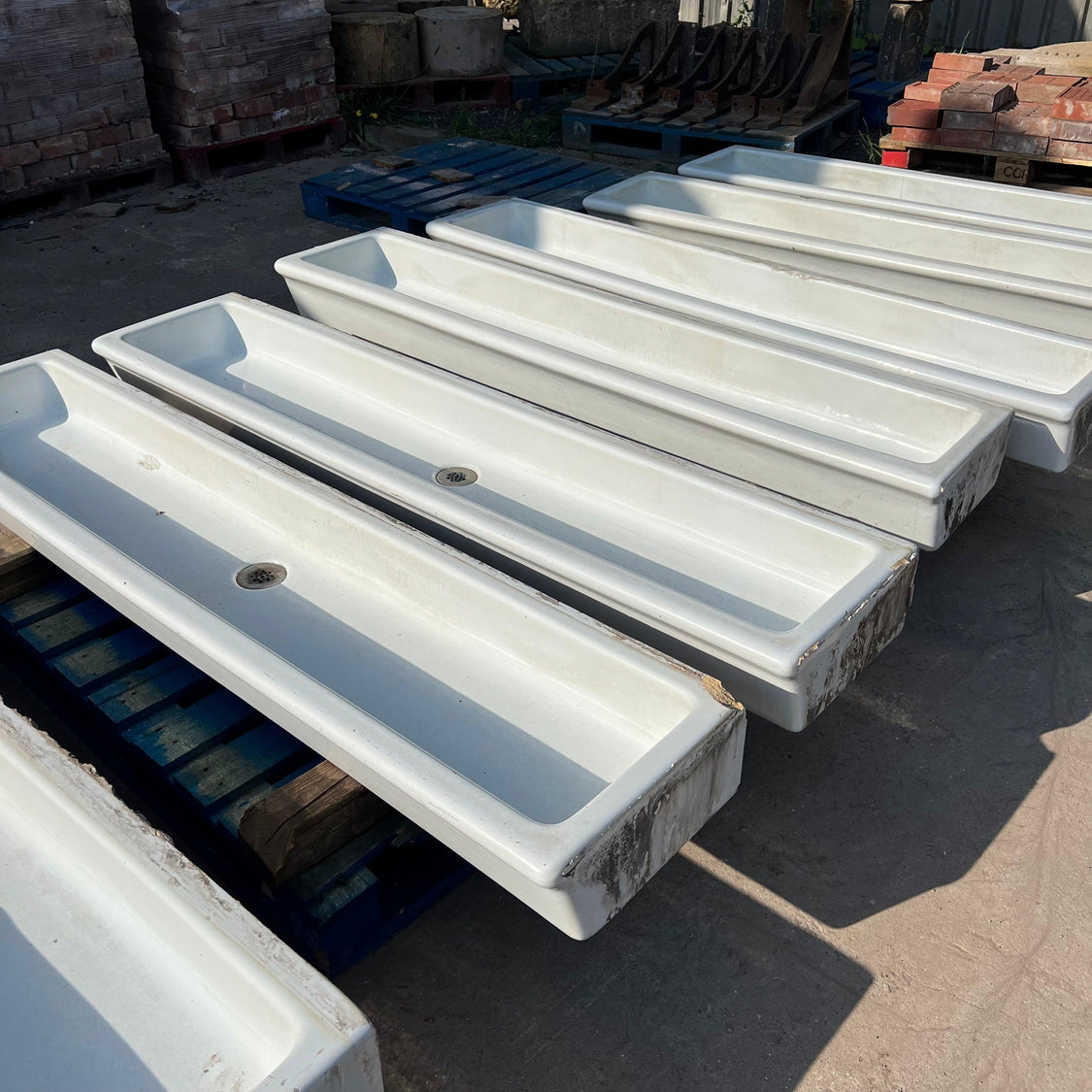 Vintage Original 6ft Ceramic Belfast Sink – Reclaimed Brick Company